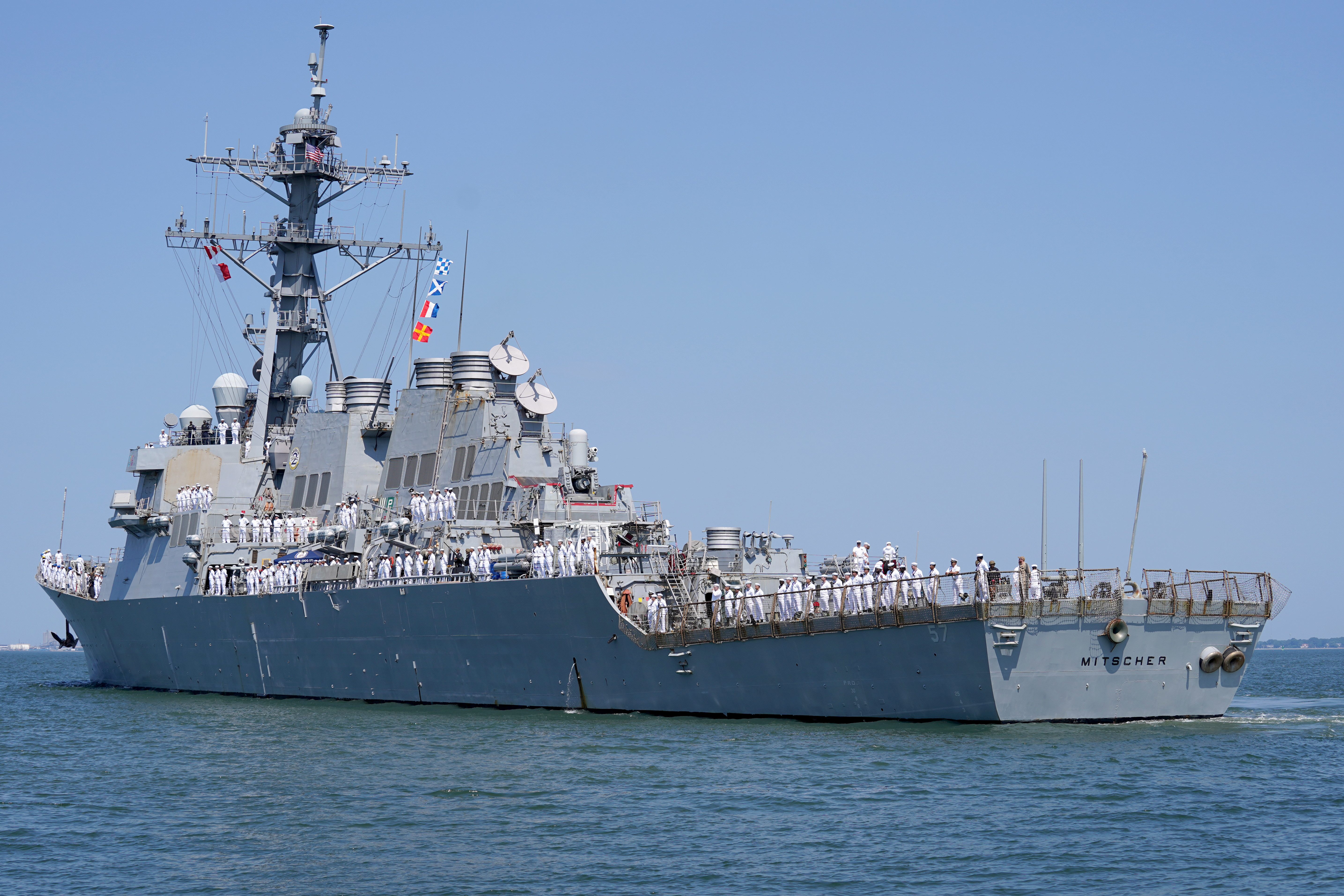 250725-N-CW427-1099
