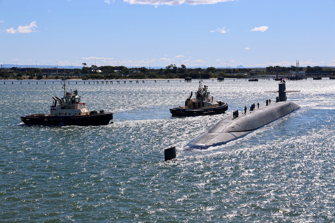 USS Ohio (SSGN 726) arrives in Brisbane, Australia