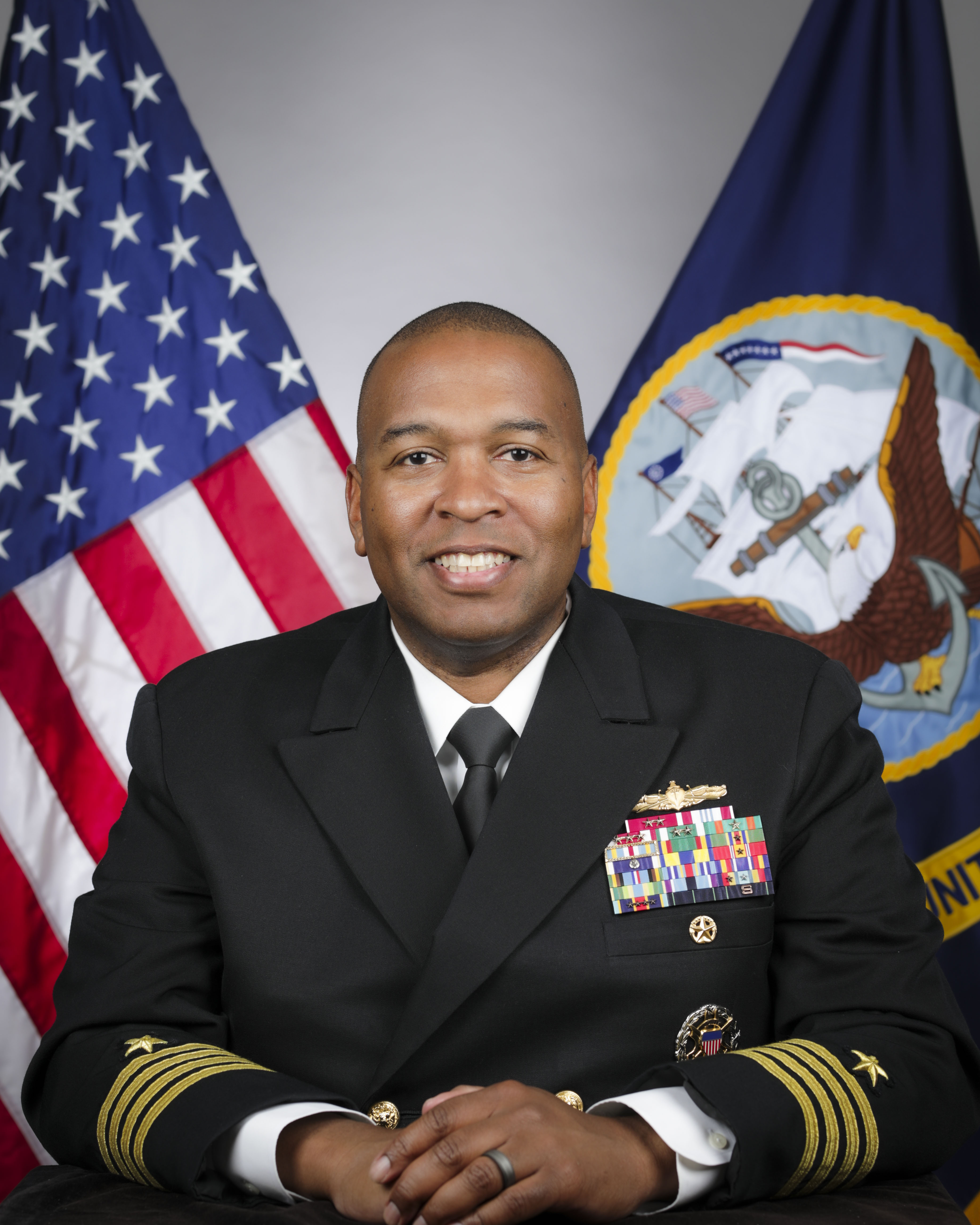 Commander > Commander, U.S. Navy Region Korea > Bio Detail