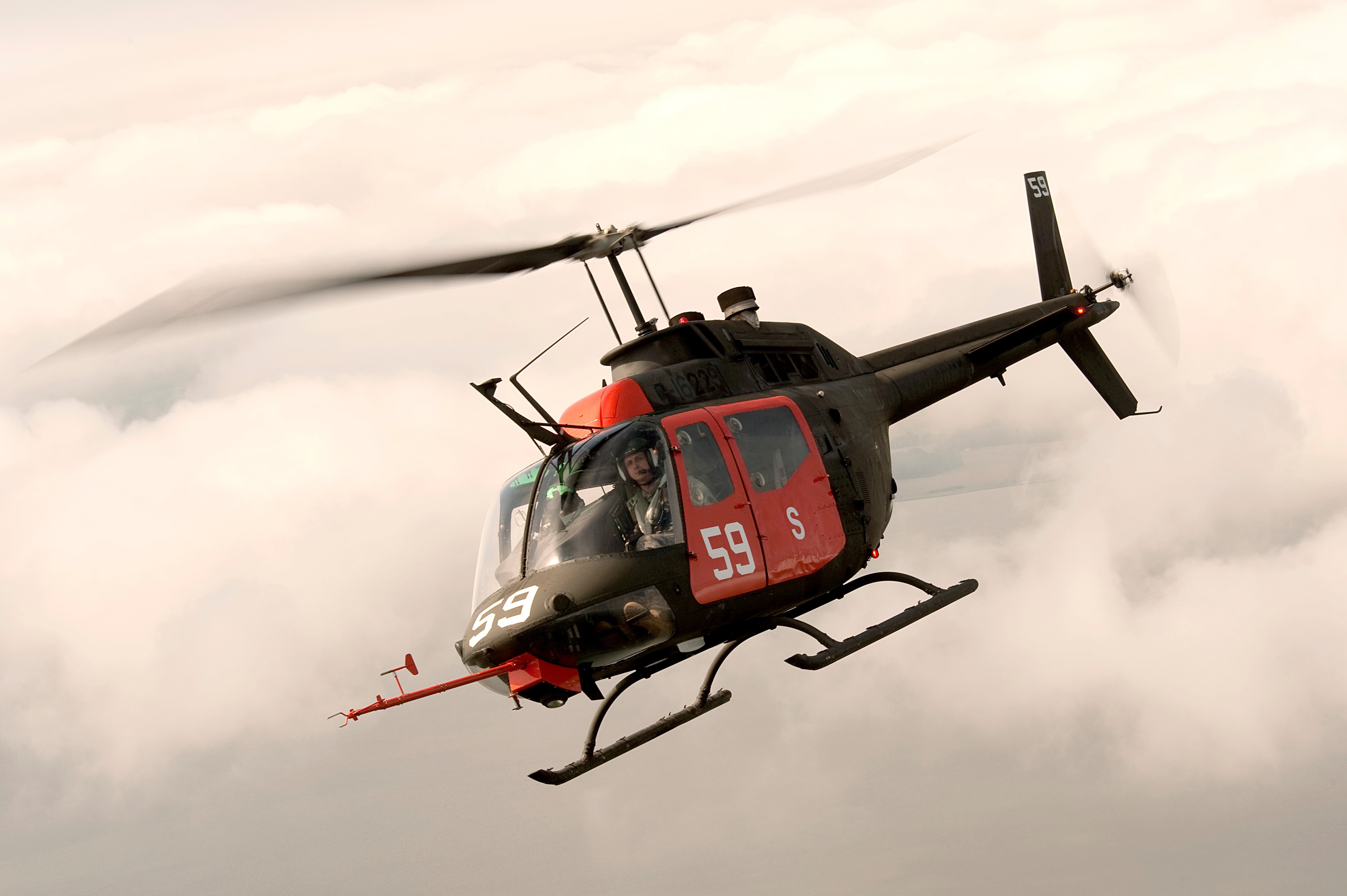 Navy Celebrates 80 Years of Flight Test at U.S. Naval Test Pilot School ...