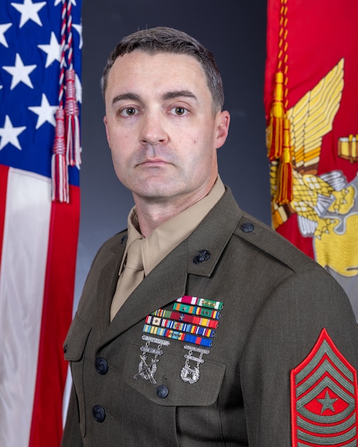 Sergeant Major Steven J. Tholen > 2nd Marine Aircraft Wing > Command ...