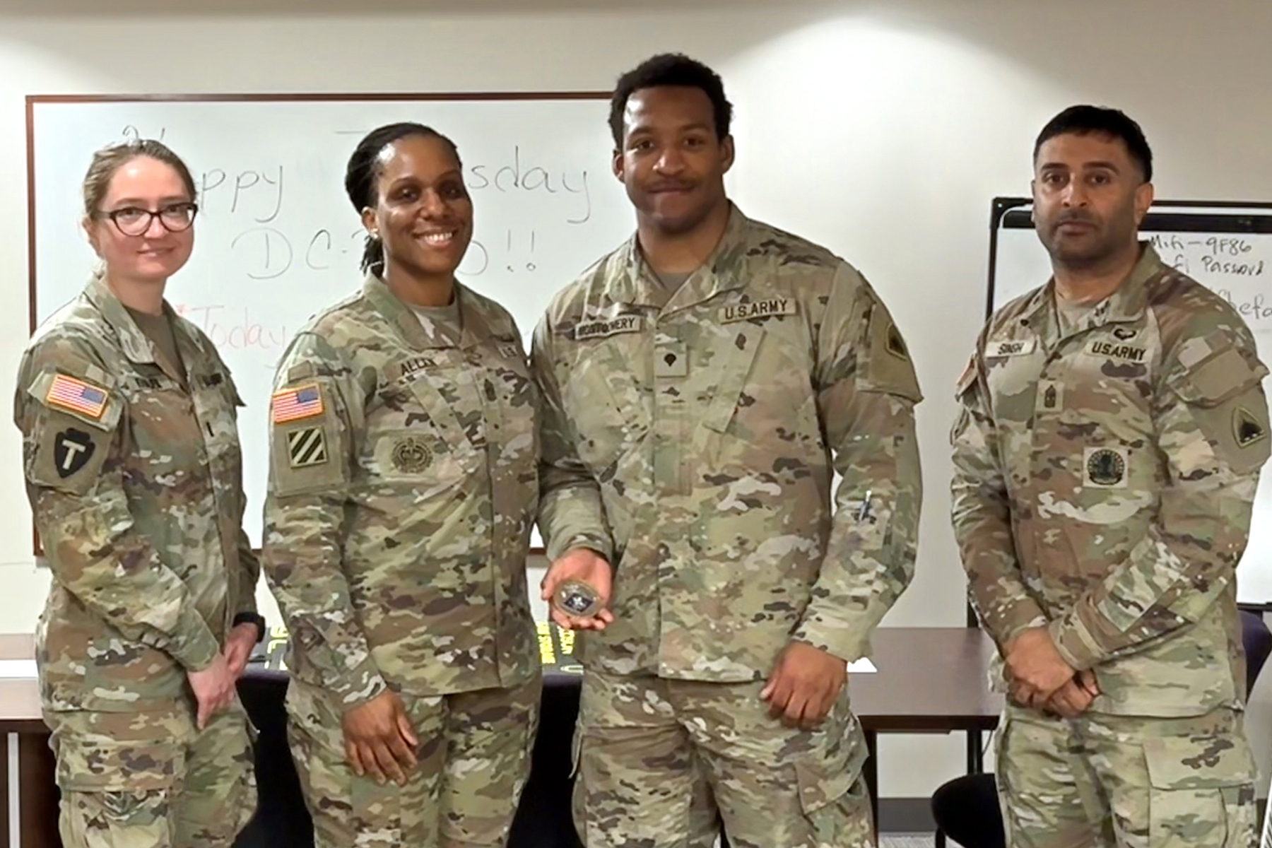 USAFMCOM visit highlights National Guard’s finance role > U.S. Army ...