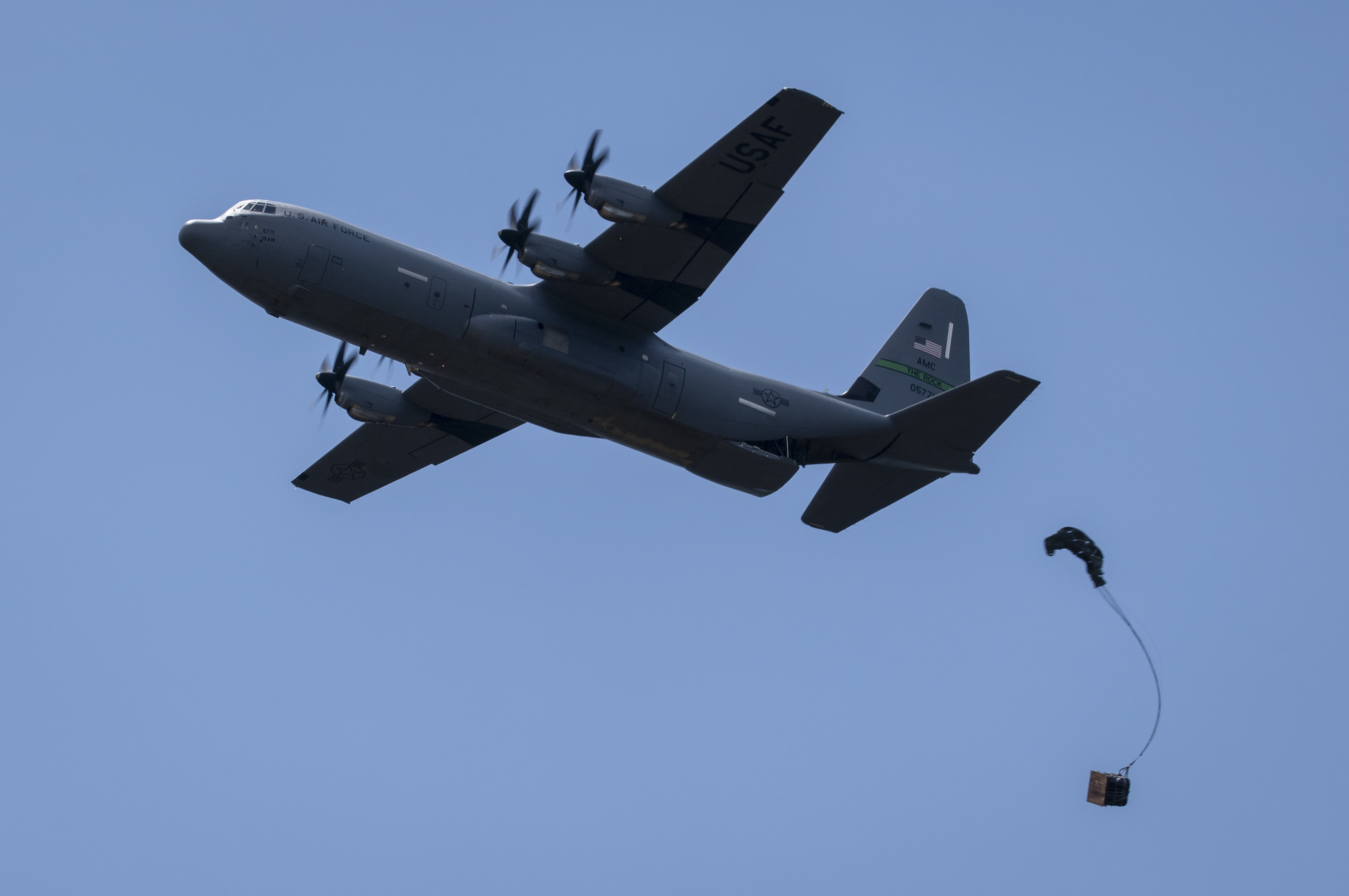 Sunny airdrops over Son Tay > Wright-Patterson AFB > Article Display