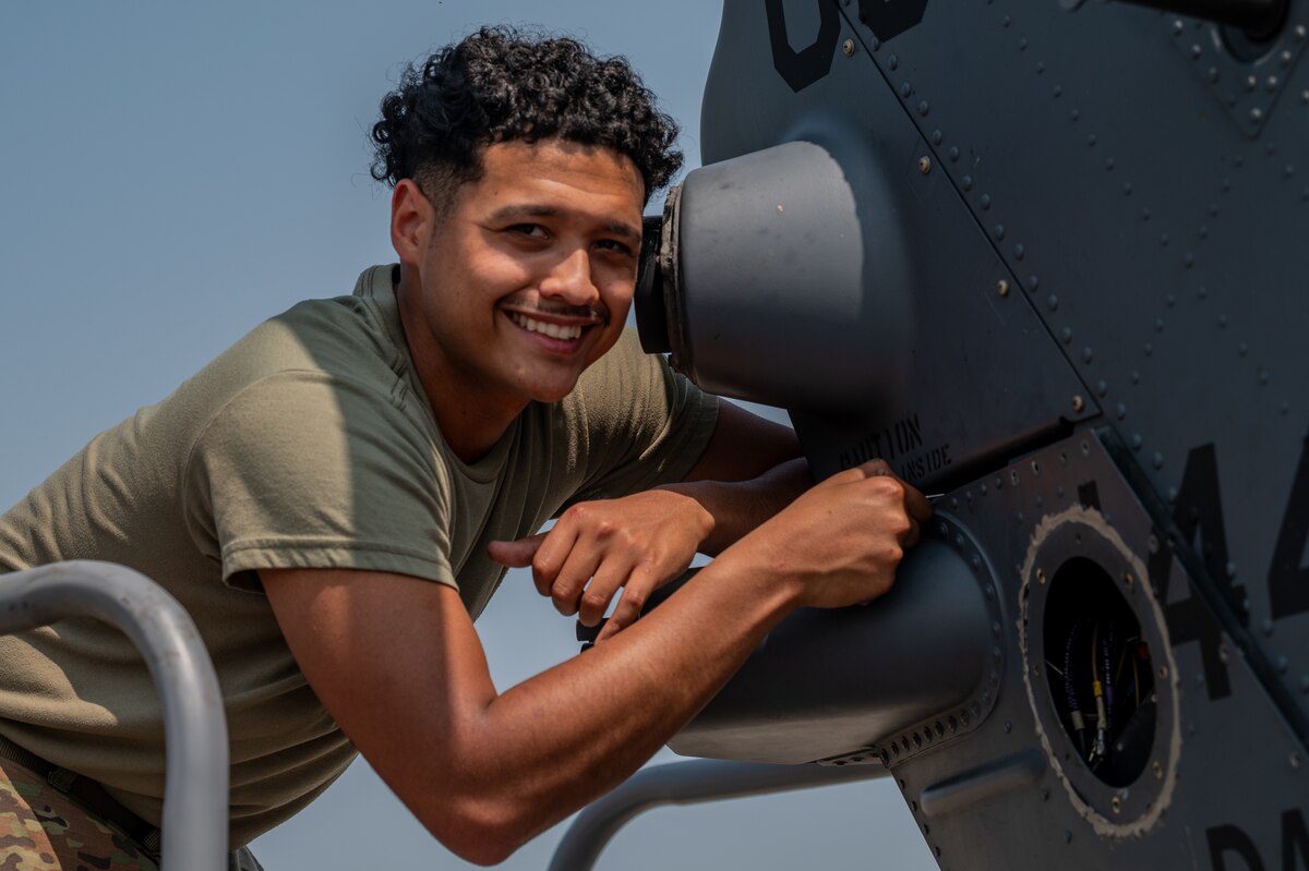 41 RGS keeps HH-60 airborne and mission-ready > Moody Air Force Base ...