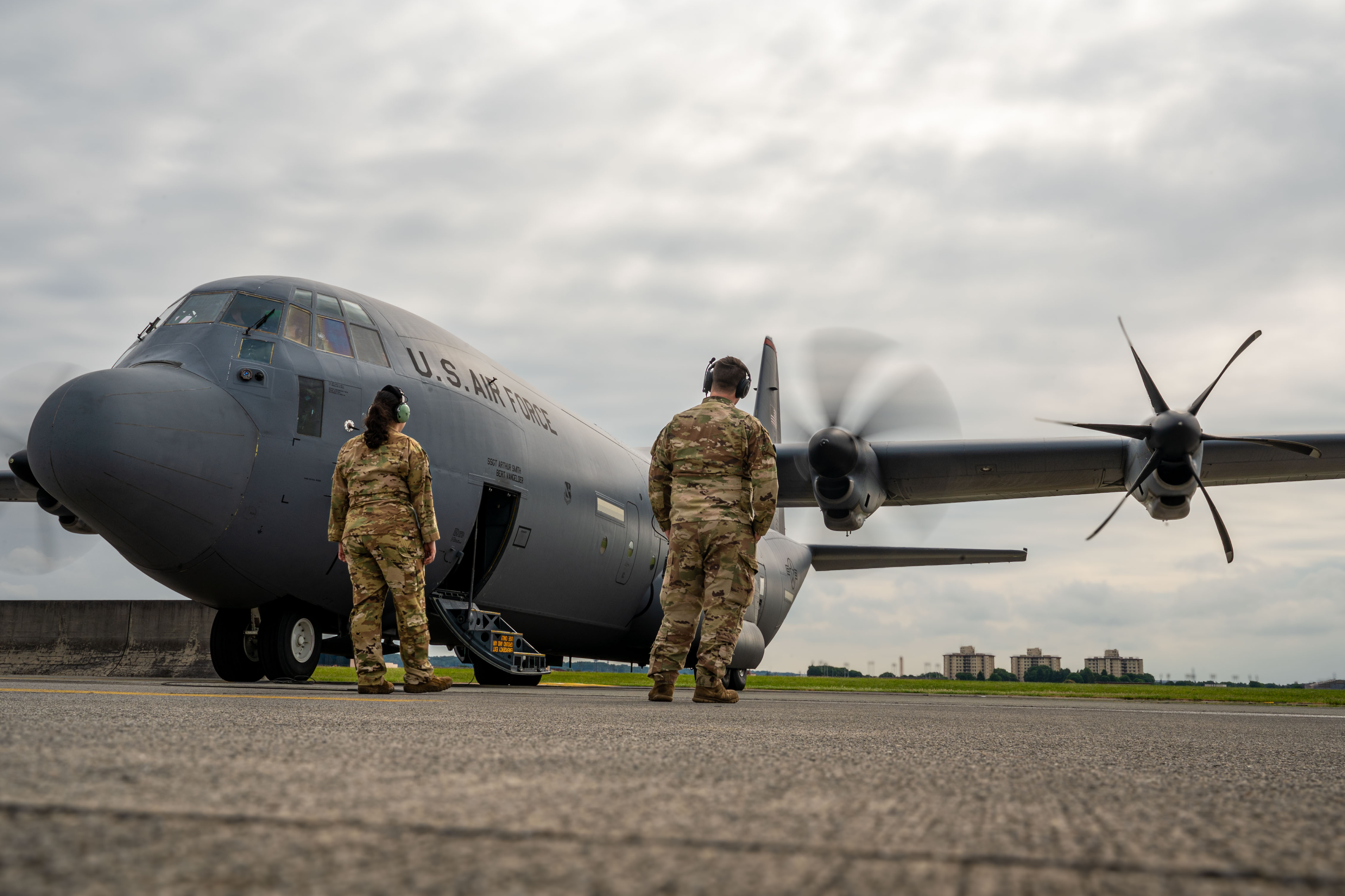 374 AW dispatches airlift support for USARPAC operations in Philippines ...