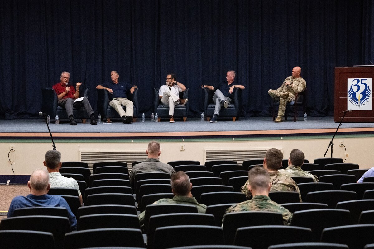 AFSOC bridges 35 years with professional development sessions > Air ...