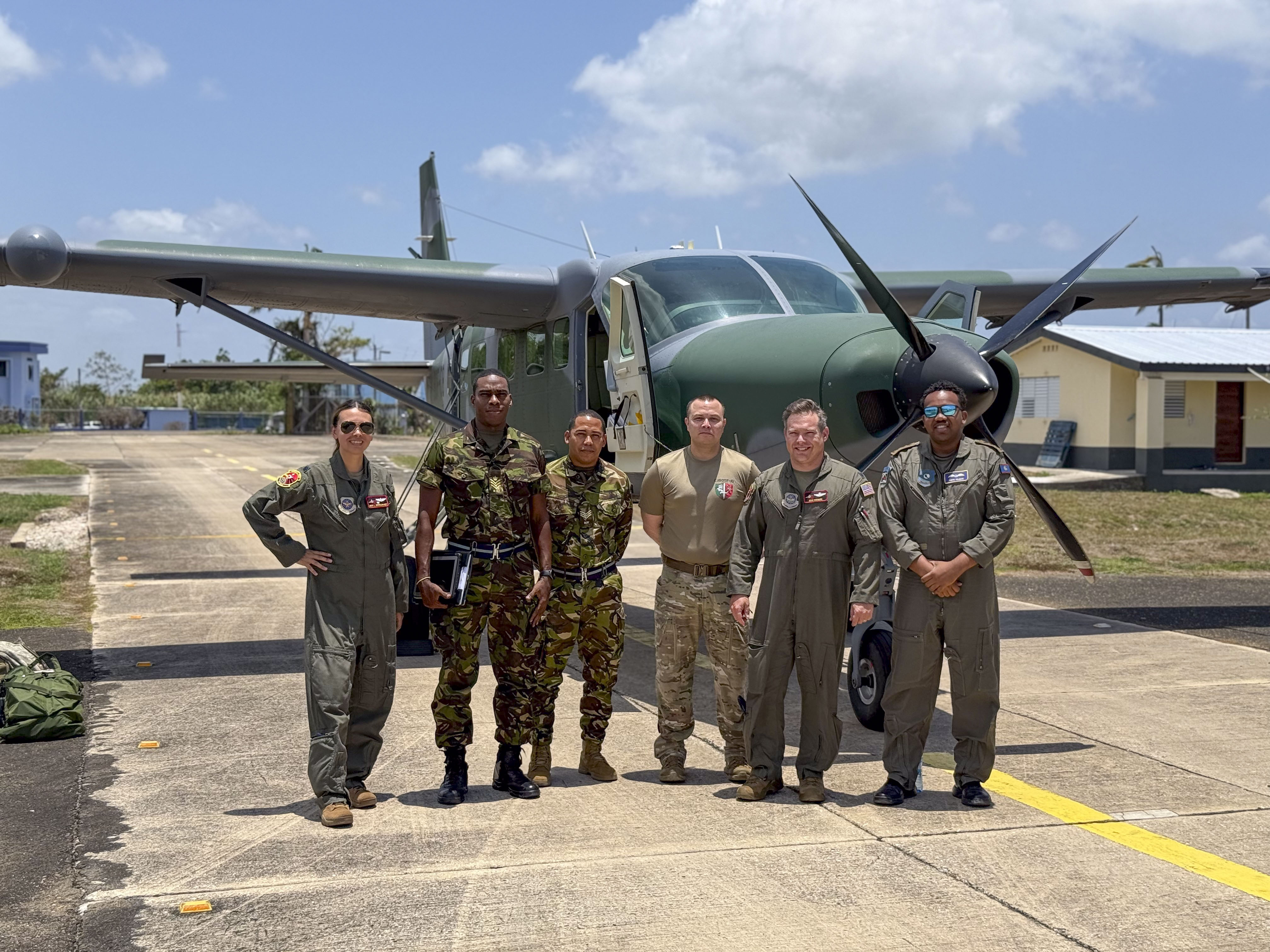 571st MSAS, Belize Defence Force bolster air resupply capabilities