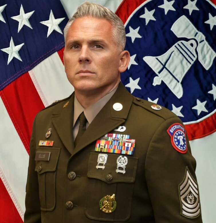 KANSAS CITY RECRUITING BATTALION COMMAND SERGEANT MAJOR > U.S. ARMY RECRUITING COMMAND > Bio-Display