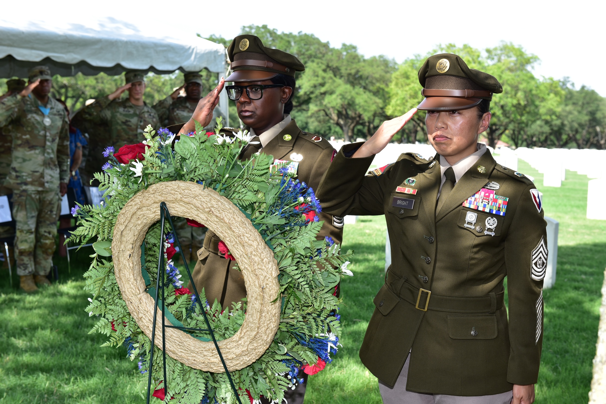 Local ceremony recognizes former Sergeant Major of the Army and Army’s ...