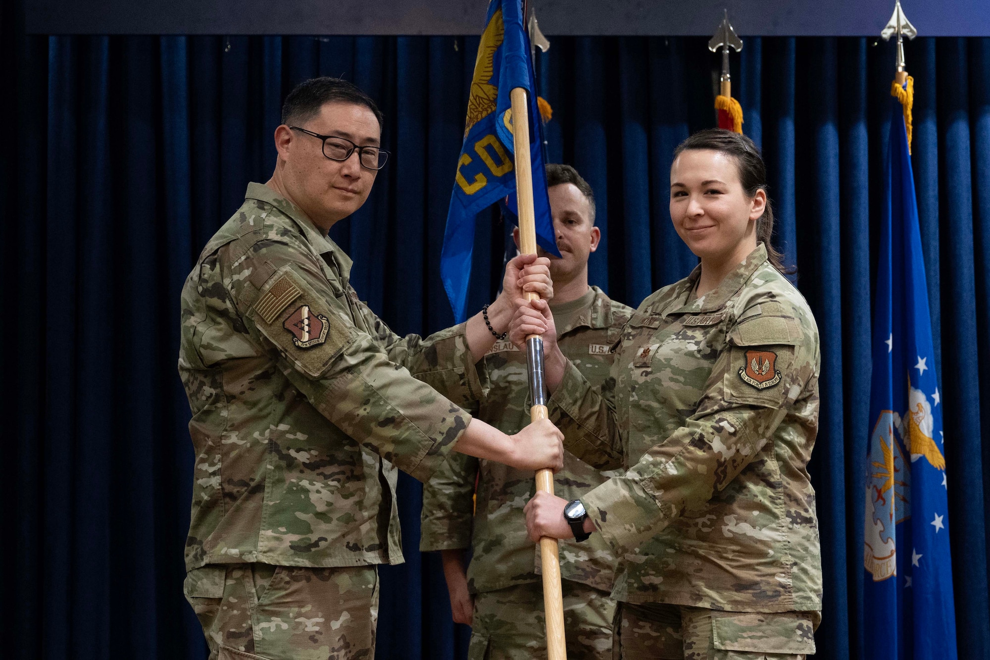 Leadership changes hands at 39th Contracting Squadron > Incirlik Air Base > Article Display