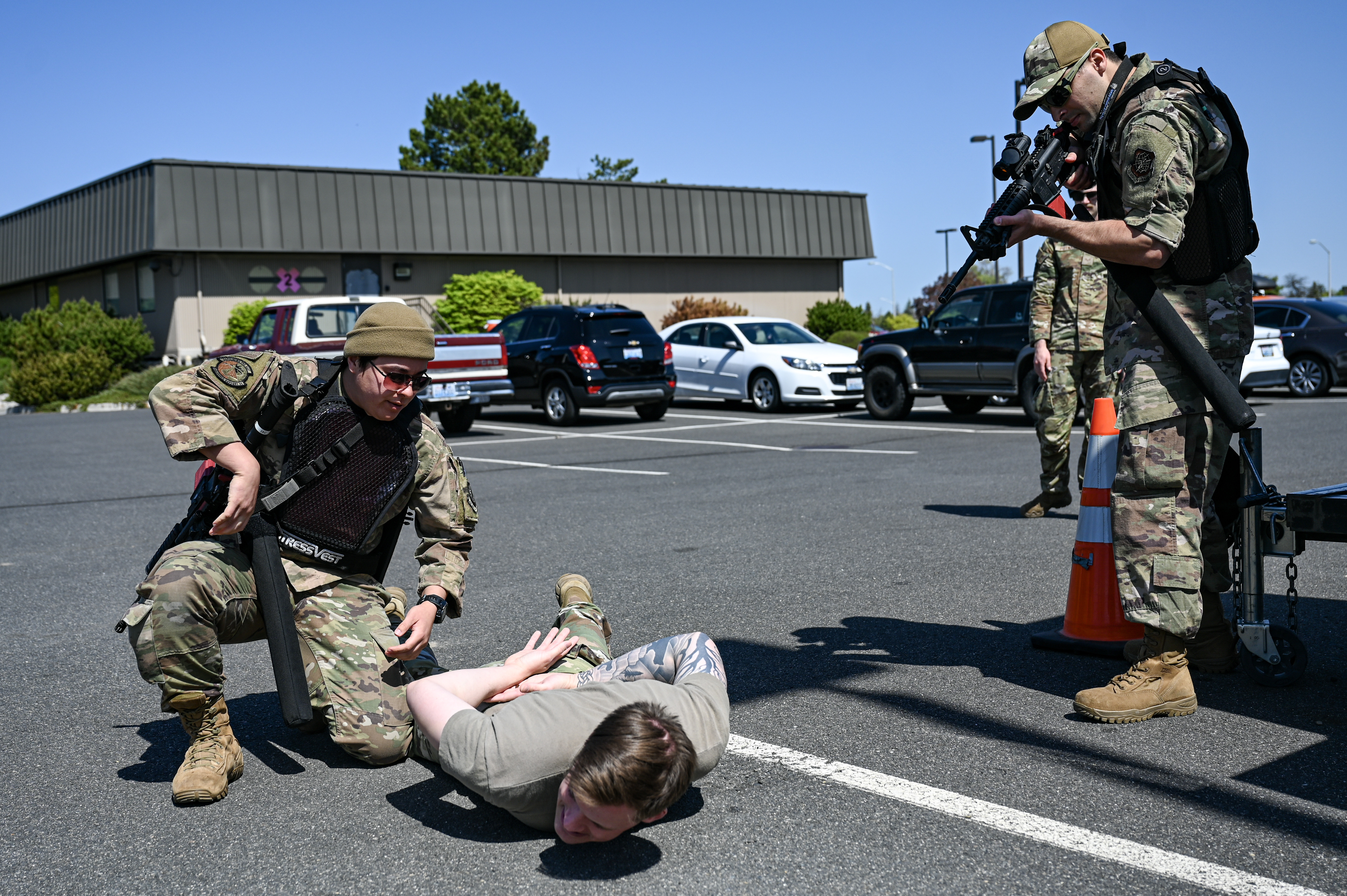 Augmentees enhance Fairchild’s force protection > Fairchild Air Force ...
