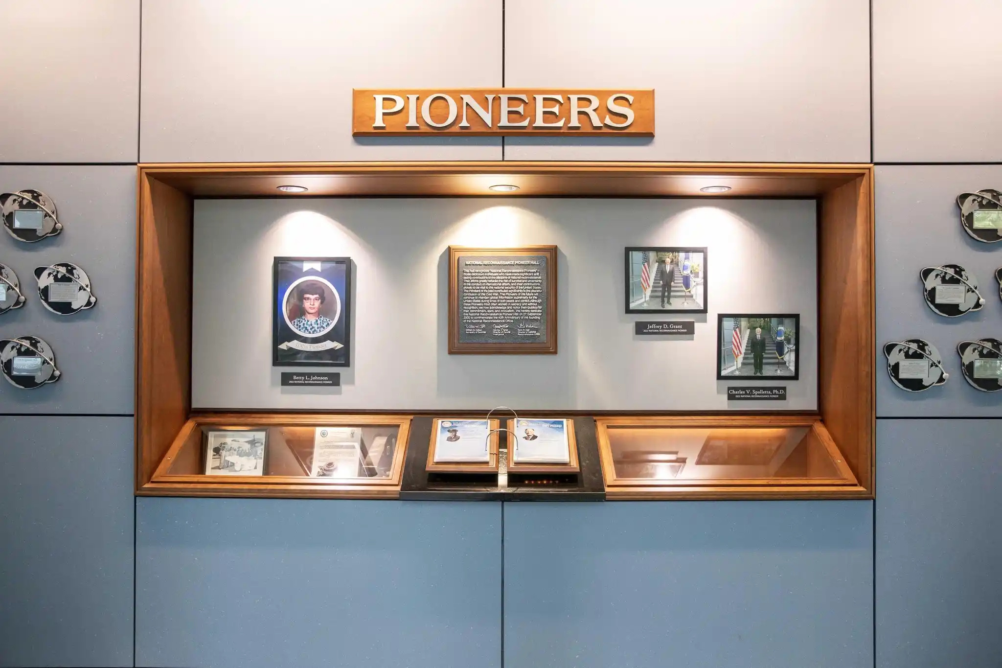 NRO honors two Pioneers of National Reconnaissance at 25th induction ...