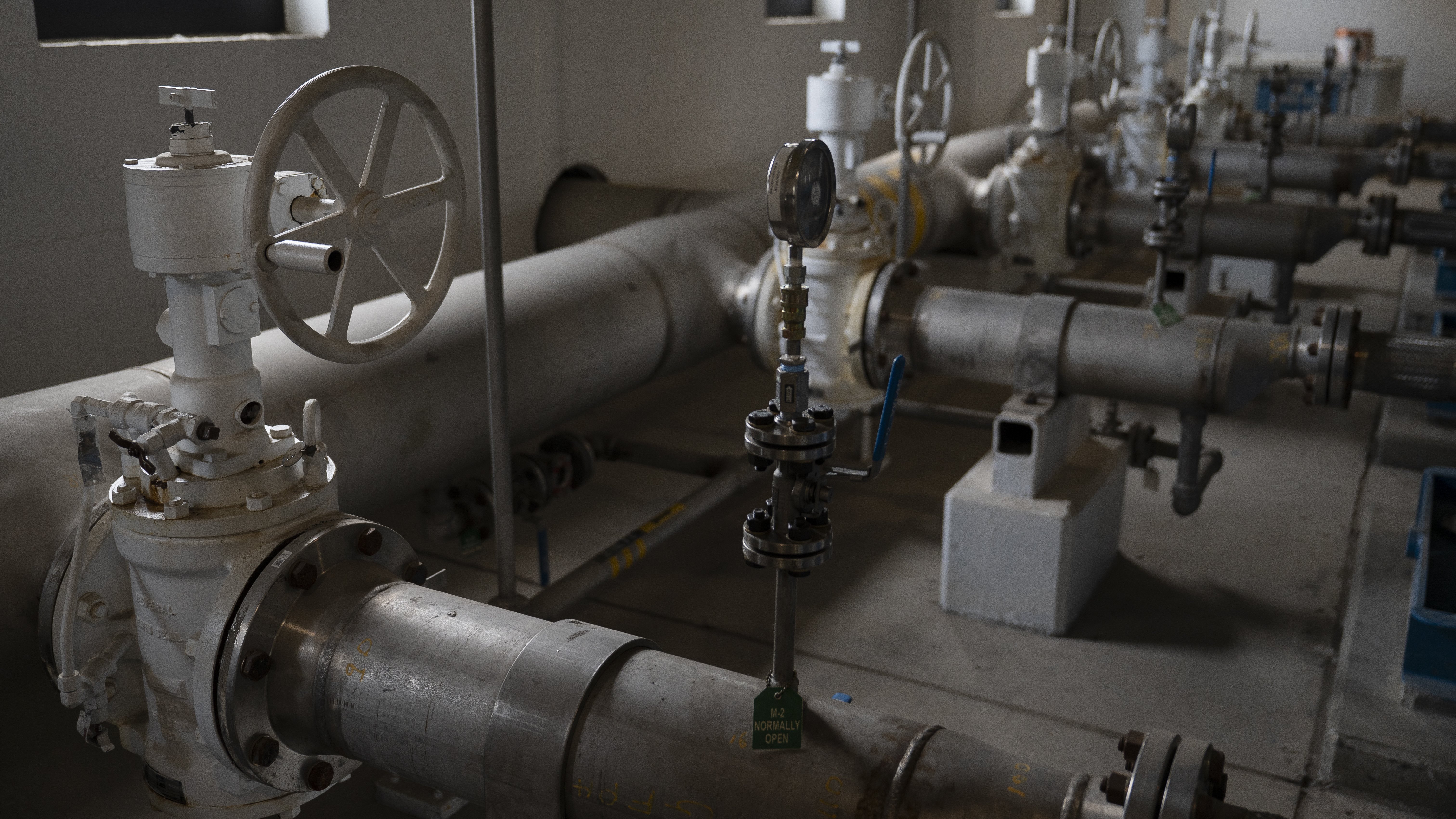 30-year old fuels hydrant system supports B-1 beddown > Grand Forks Air ...