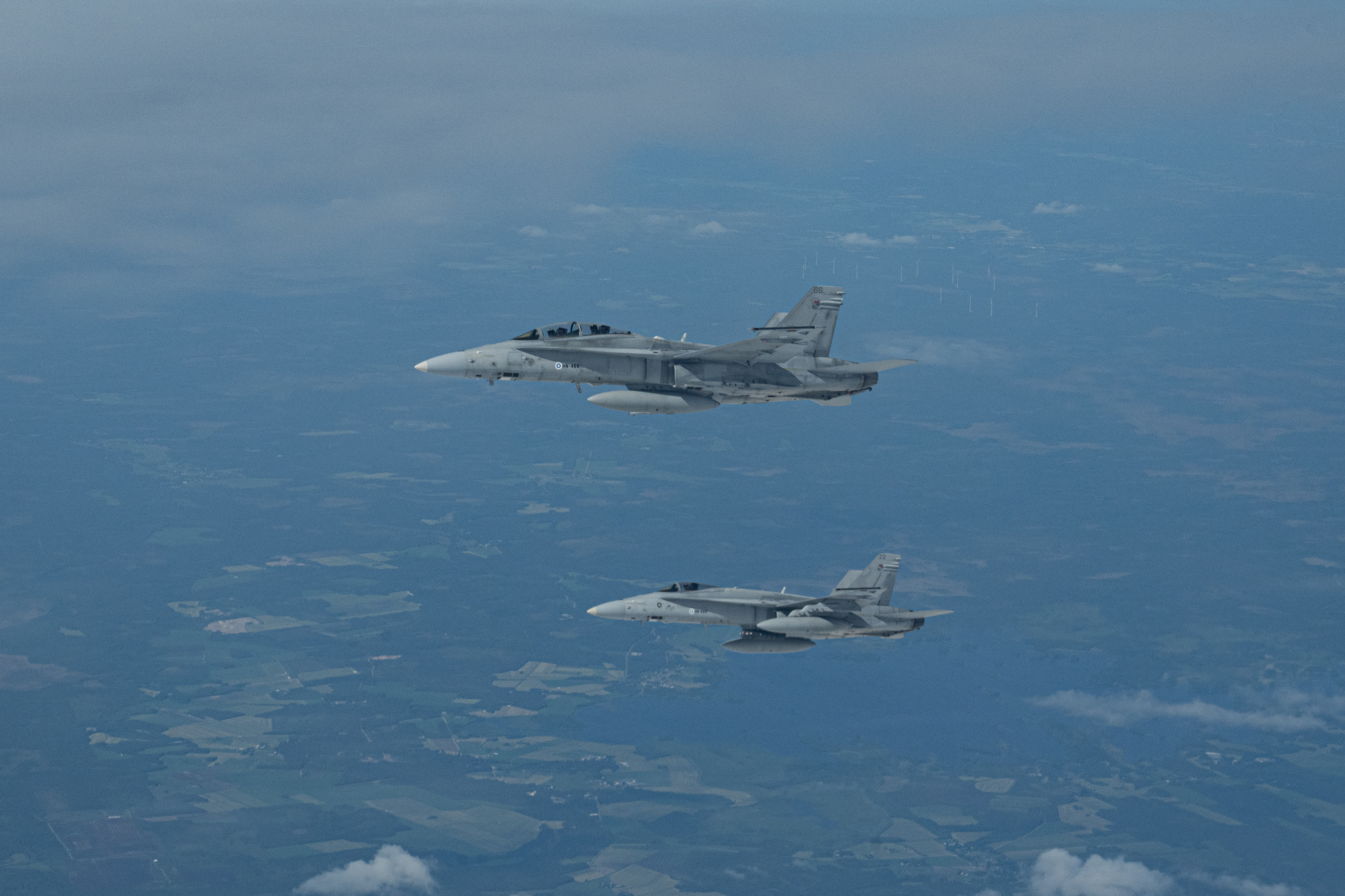 Atlantic Trident 25: 100th ARW refuels 48th FW F-35s, trains with ...