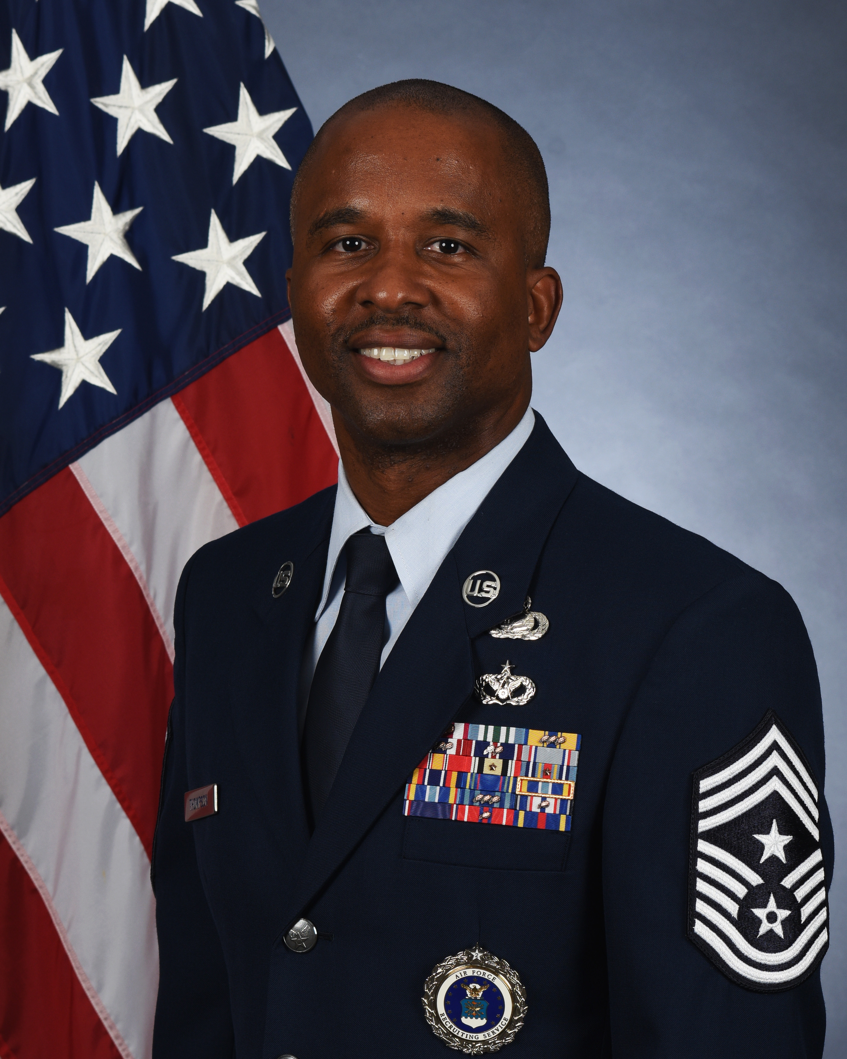 Chief Master Sergeant Anthony Thompson Jr., 11th Wing Command Chief ...