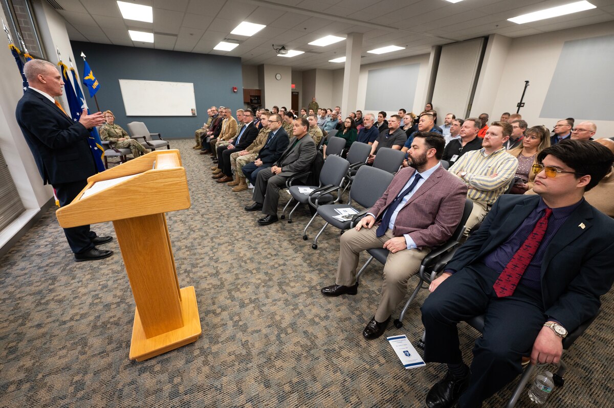 AFMETCAL gets a new leader > Air Force Life Cycle Management Center ...