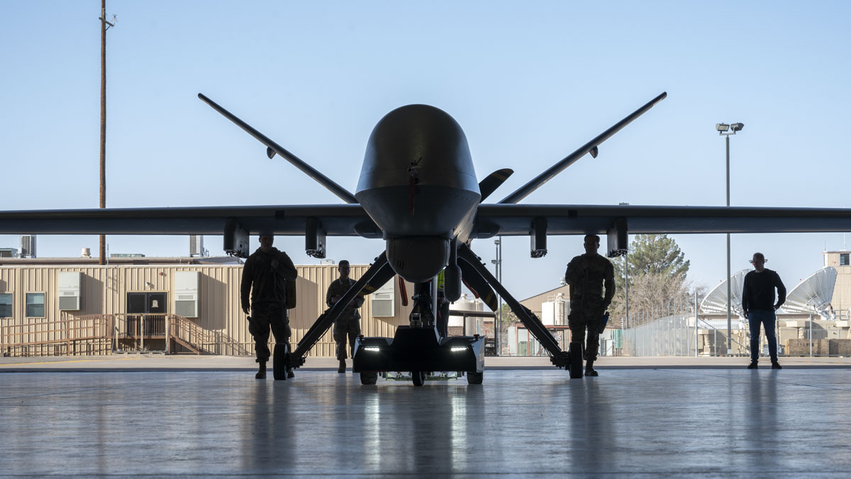 Holloman AFB looks to Revolutionize Aircraft Towing Operations ...