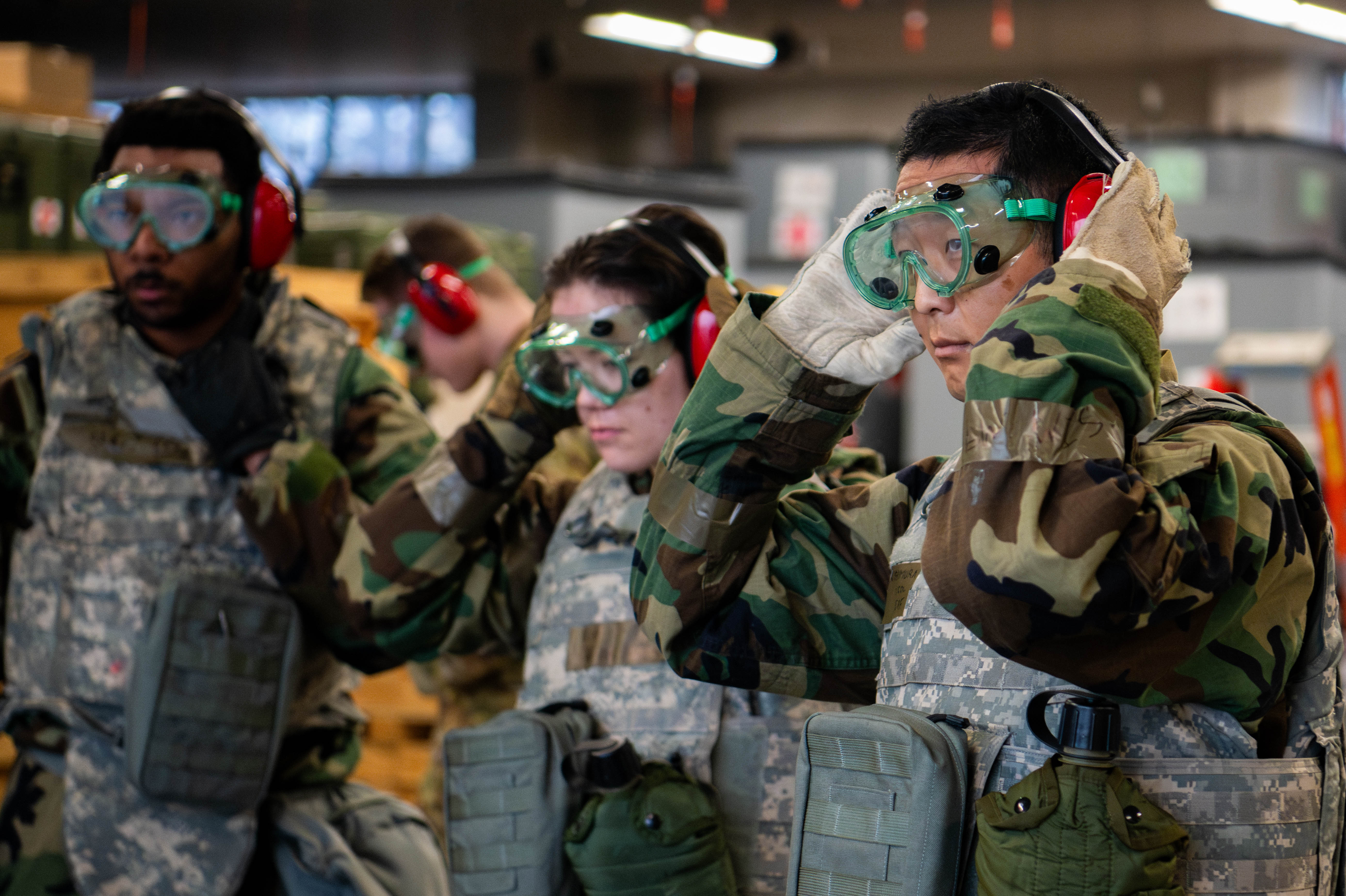 374 MDG exercise aeromedical evacuation procedures during BM 25-2 ...