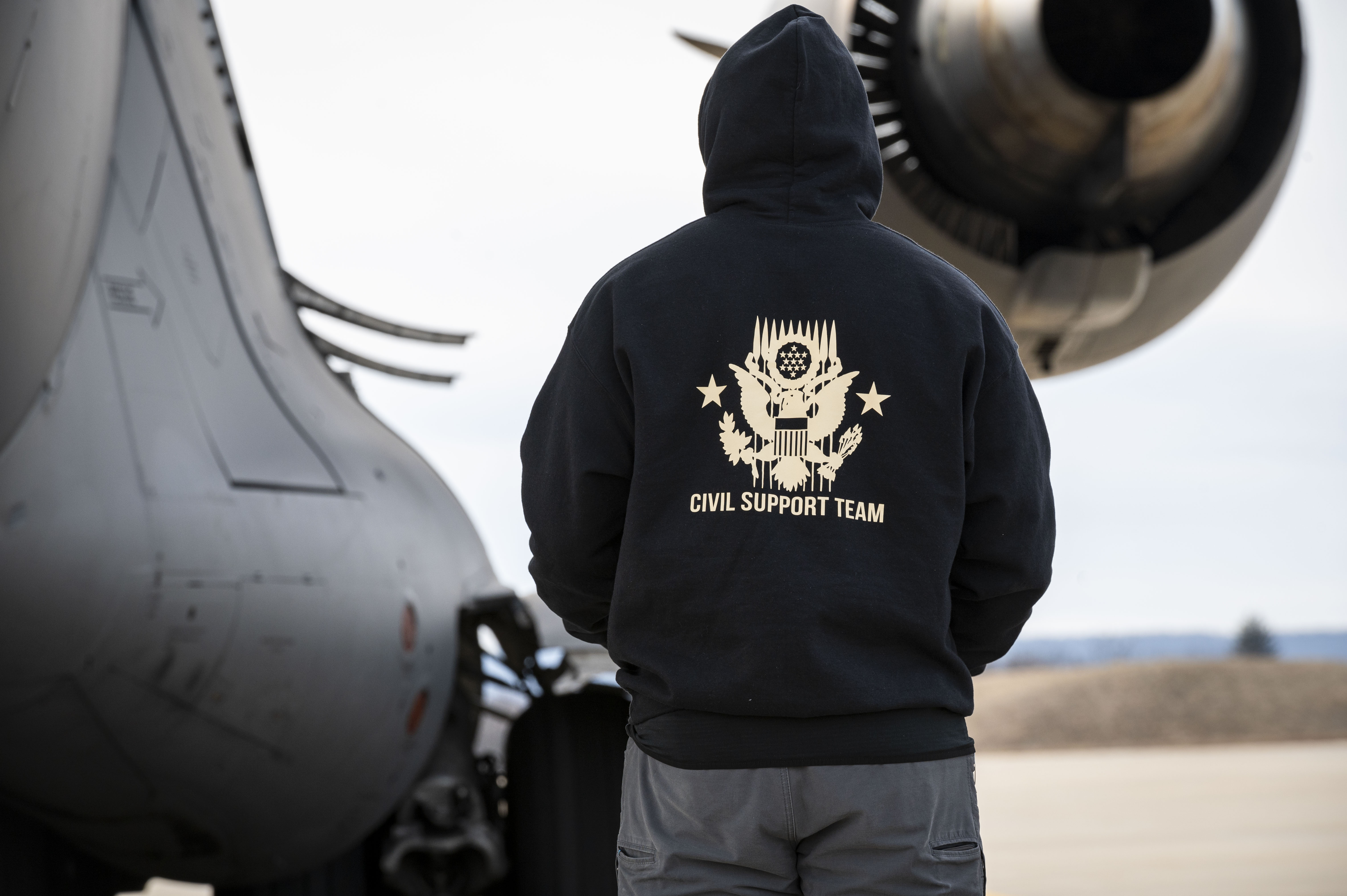 167th Airlift Squadron supports 32nd WMD-CST rapid deployment training