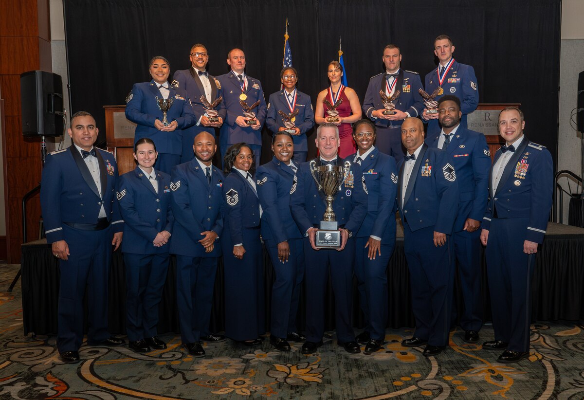 908th celebrates outstanding members of the wing > 908th Flying ...