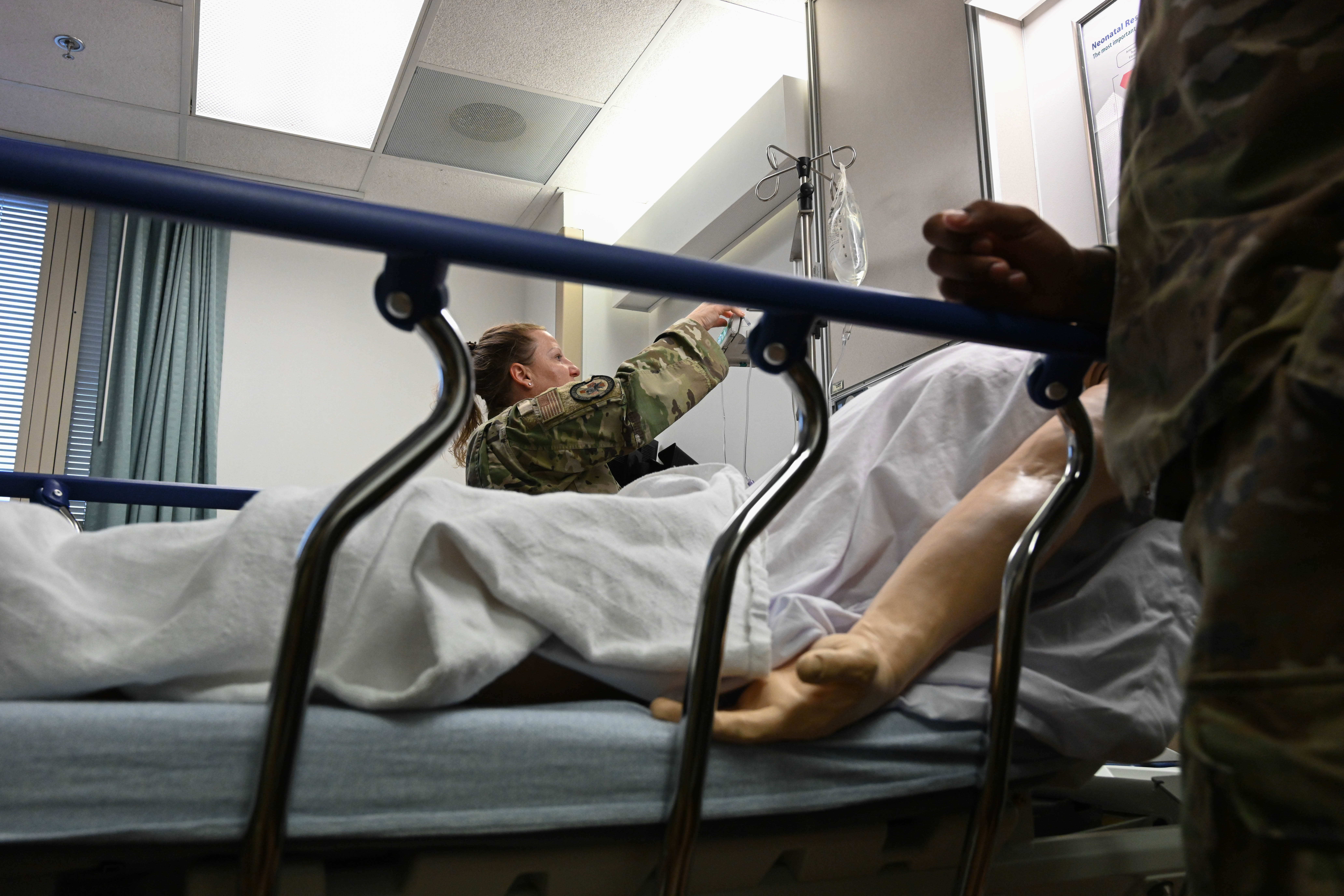 MEDIC-X Teaches Life-Saving Skills to Administrative Airmen > Twenty ...