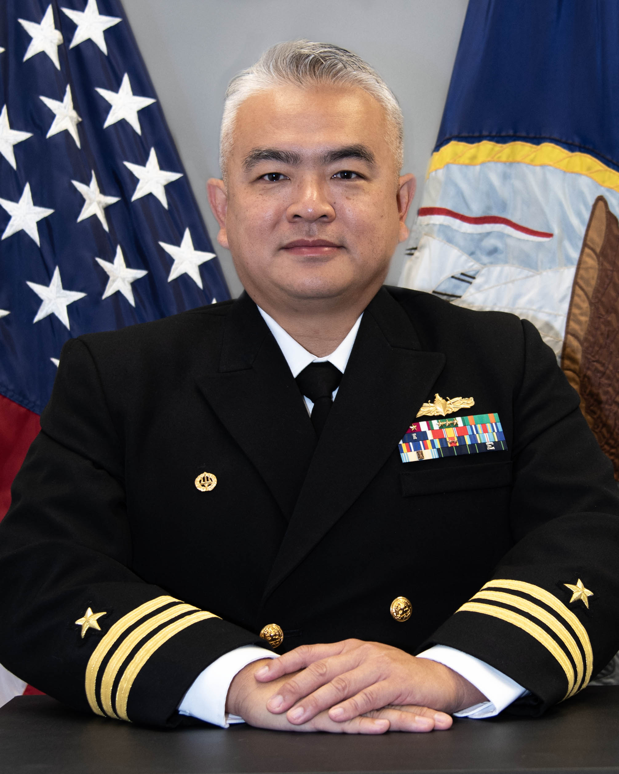 Commander Richard W. Sealy > Navy Recruiting Command > Leadership ...