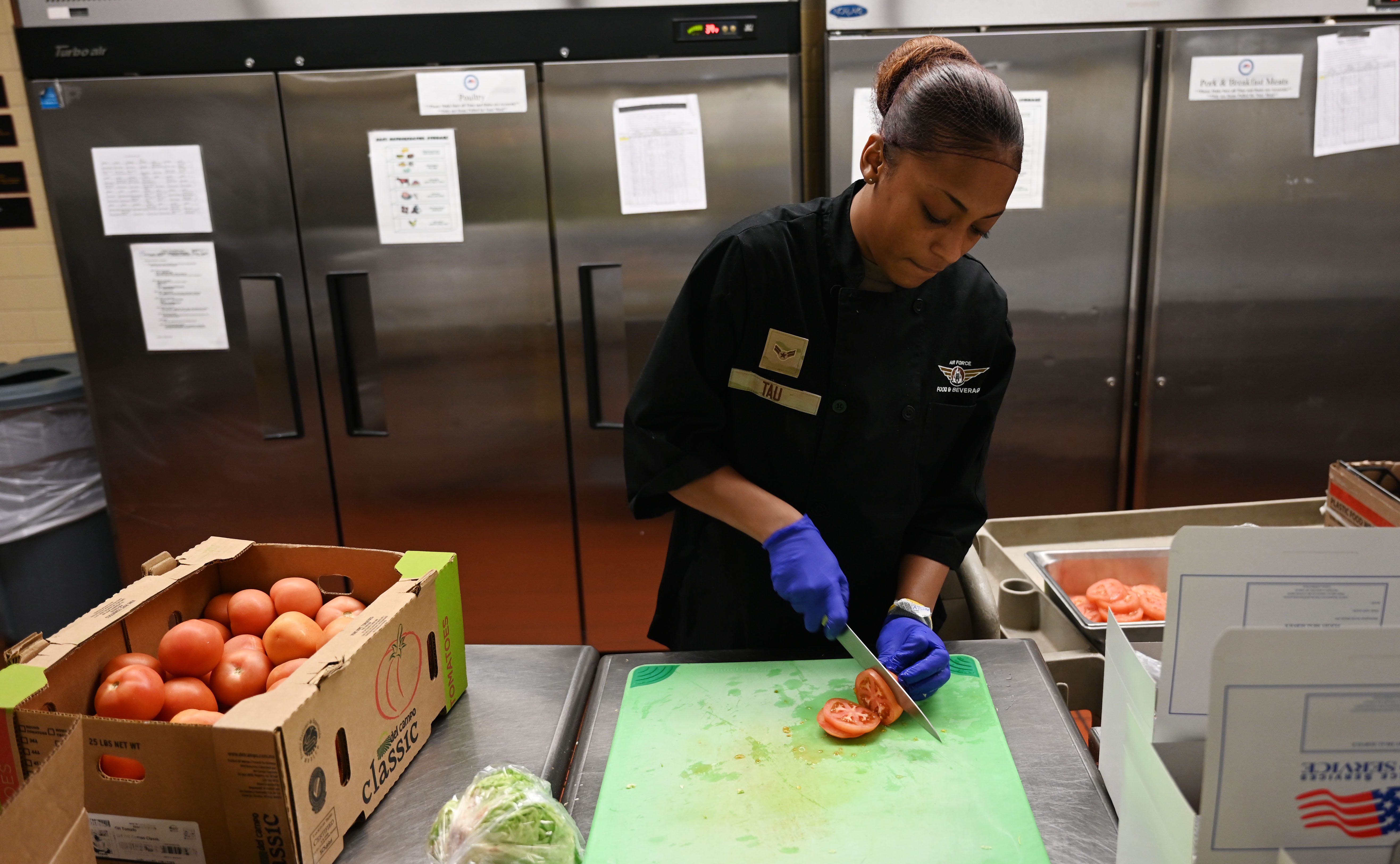 Making Meals: 512th Memorial Affairs Squadron feeds the force during ...