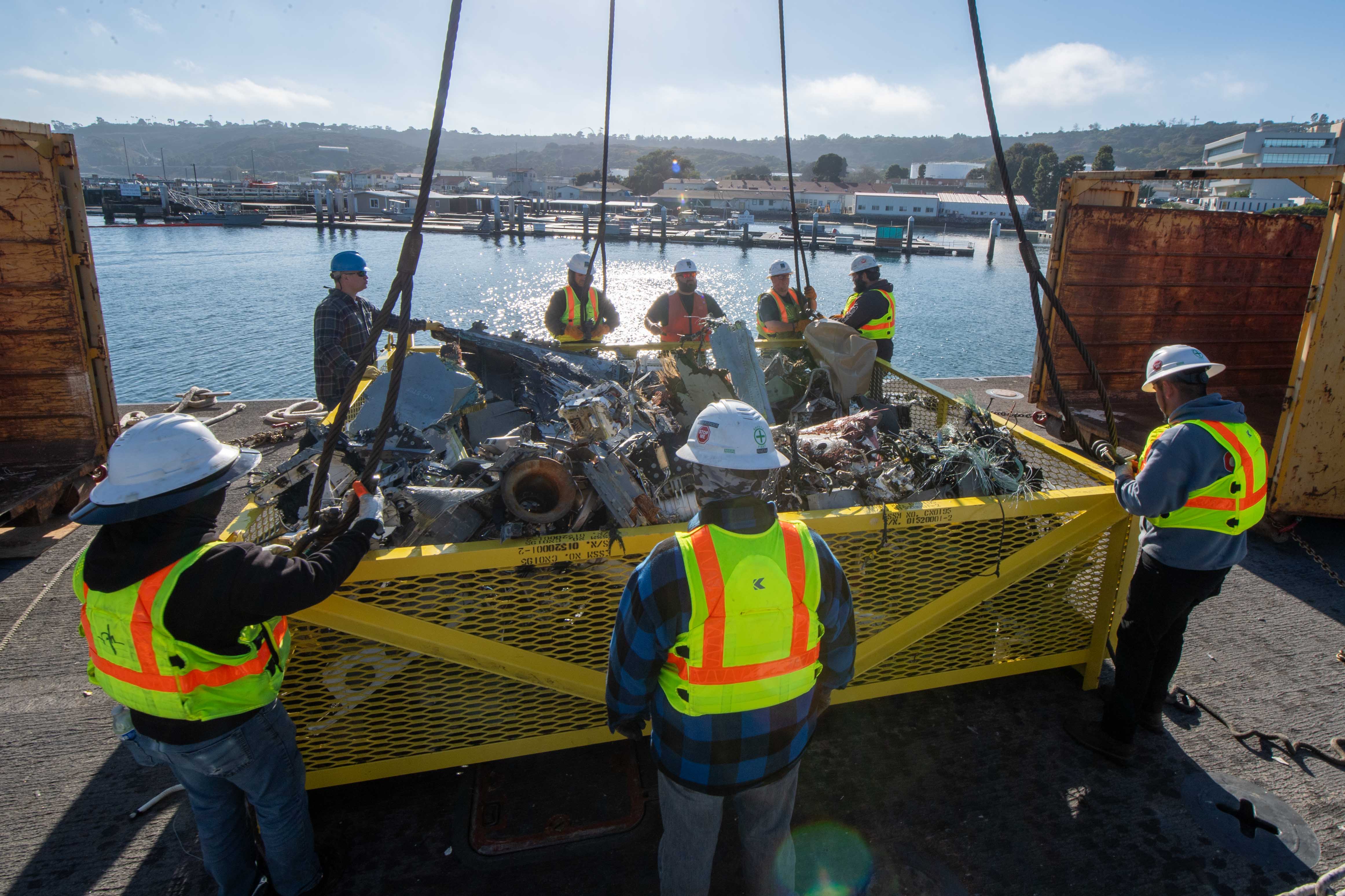 NAVFAC Southwest Metro Production Office Recovers US Navy Aircraft ...