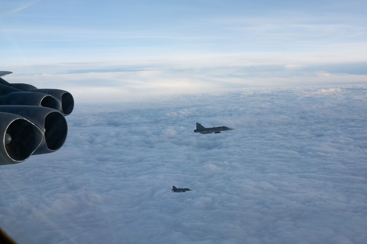 U.S. Air Force B-52 to Conduct Low-Pass Flyover in Sweden > U.S. Air ...
