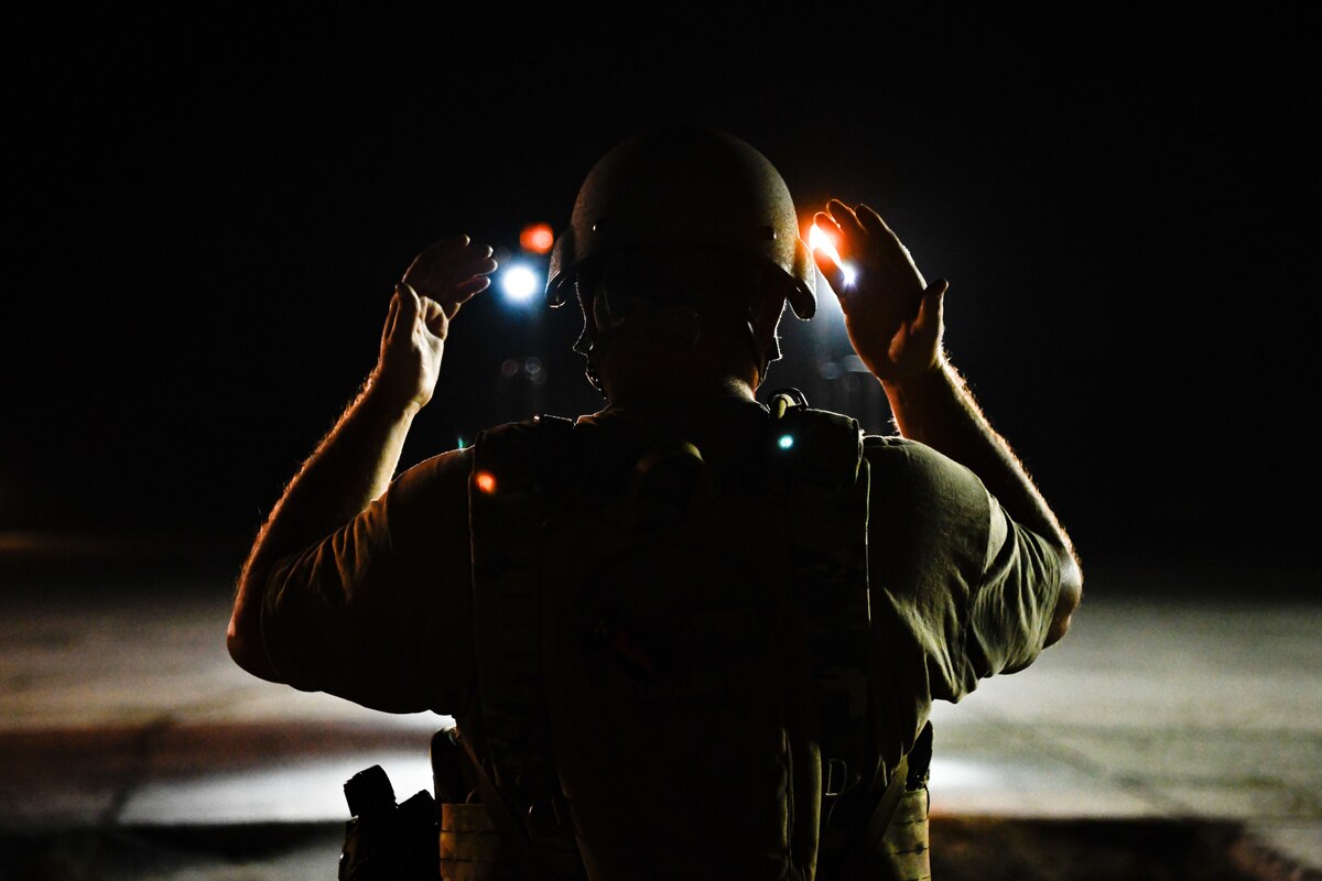 Bamboo Eagle tests Air Task Force's ability to repair damaged runway in ...