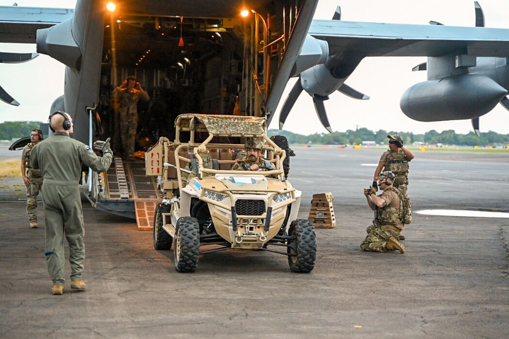 433rd Airlift Wing > Home