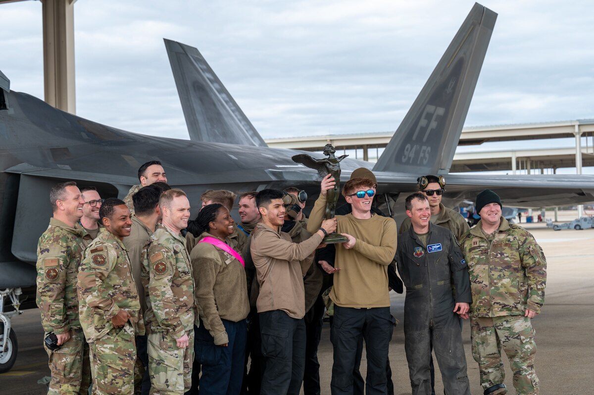 In Mitchell Trophy Air Race return; 94th Fighter Squadron claims ...