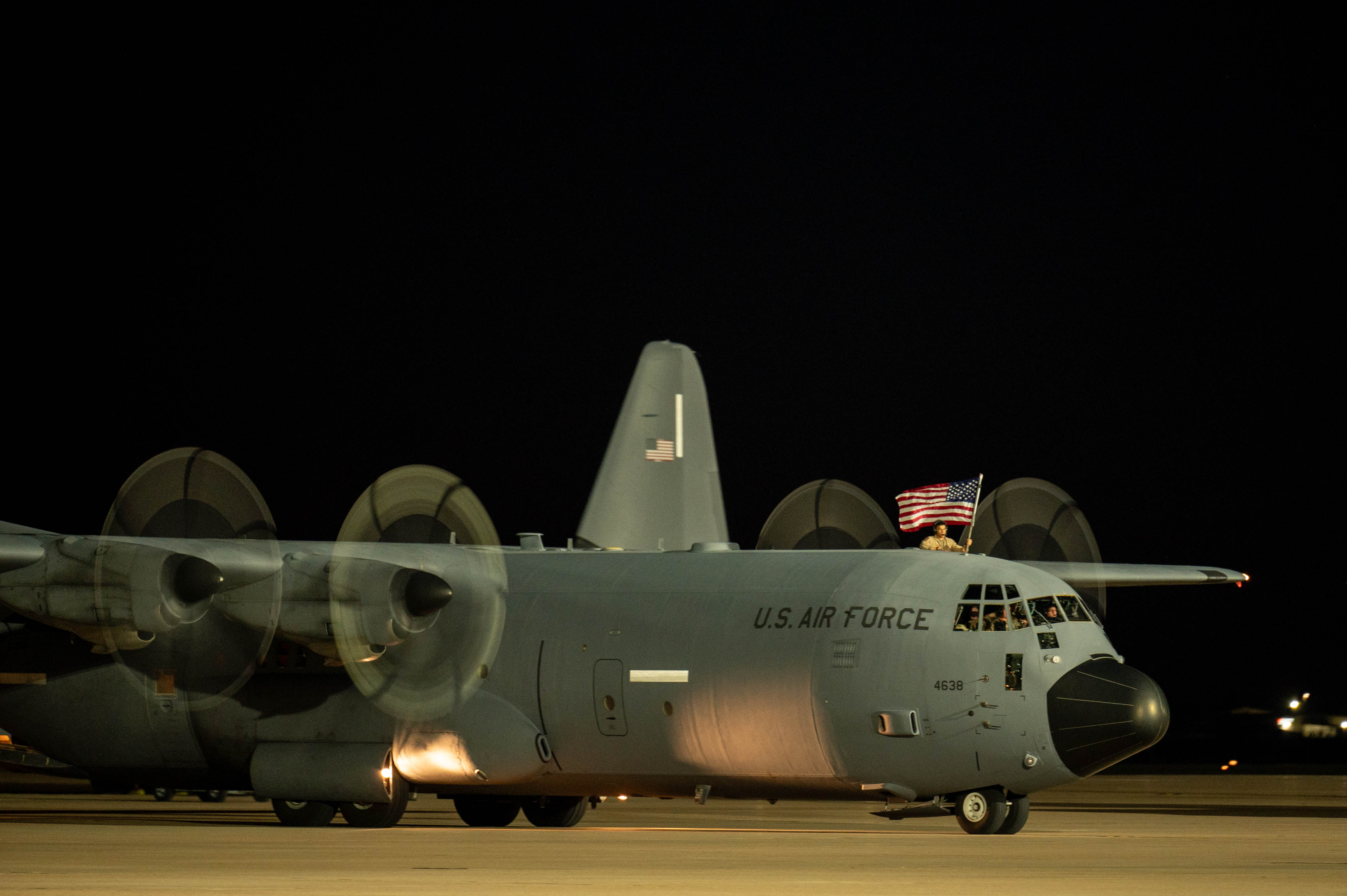 Dyess welcomes 317th AW Airmen home > Dyess Air Force Base > Article ...