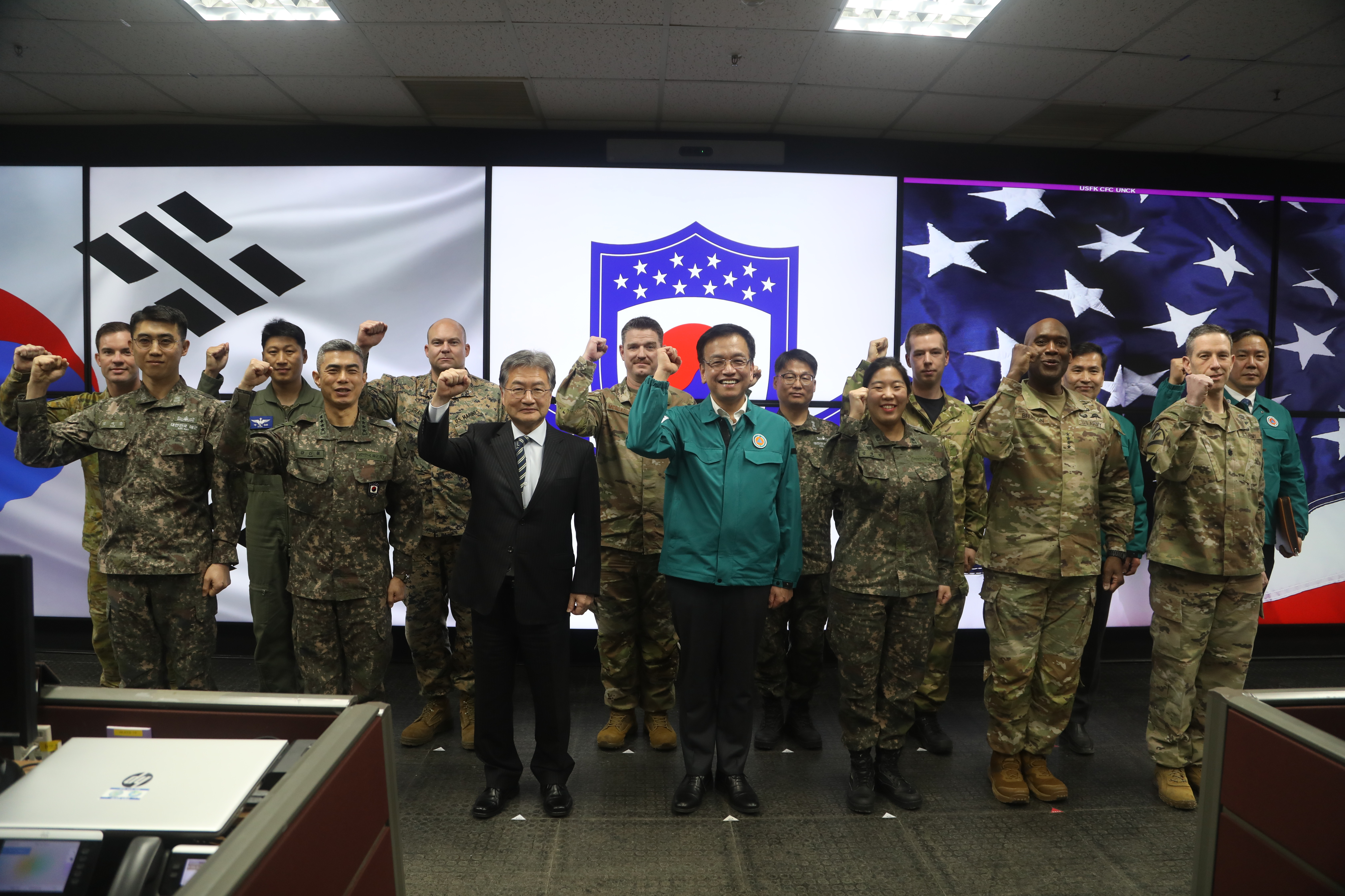 ROK Acting President Choi Sang-Mok Visits CP TANGO During FS 25 ...