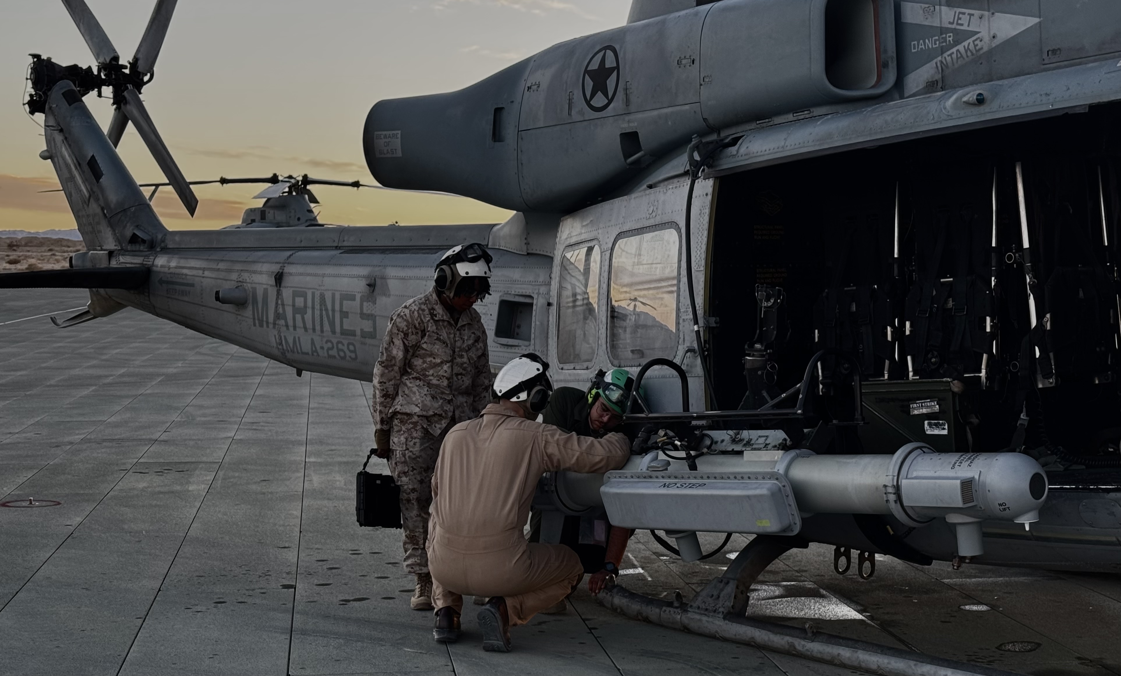 Marine aircraft wings exchange electronic warfare expertise > 3rd ...