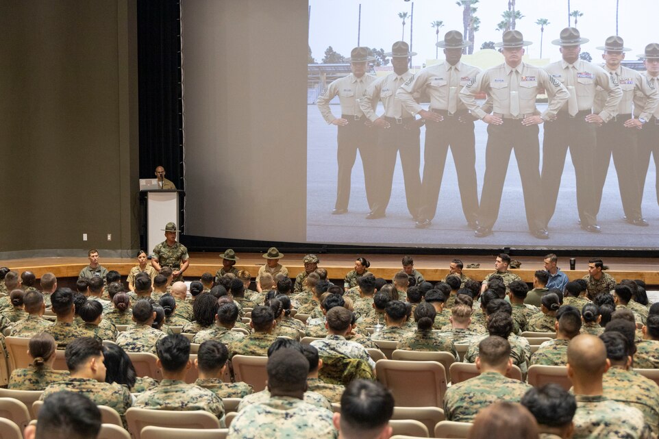 MCI-West hosts Enlisted Career Panel > Marine Corps Installations West ...