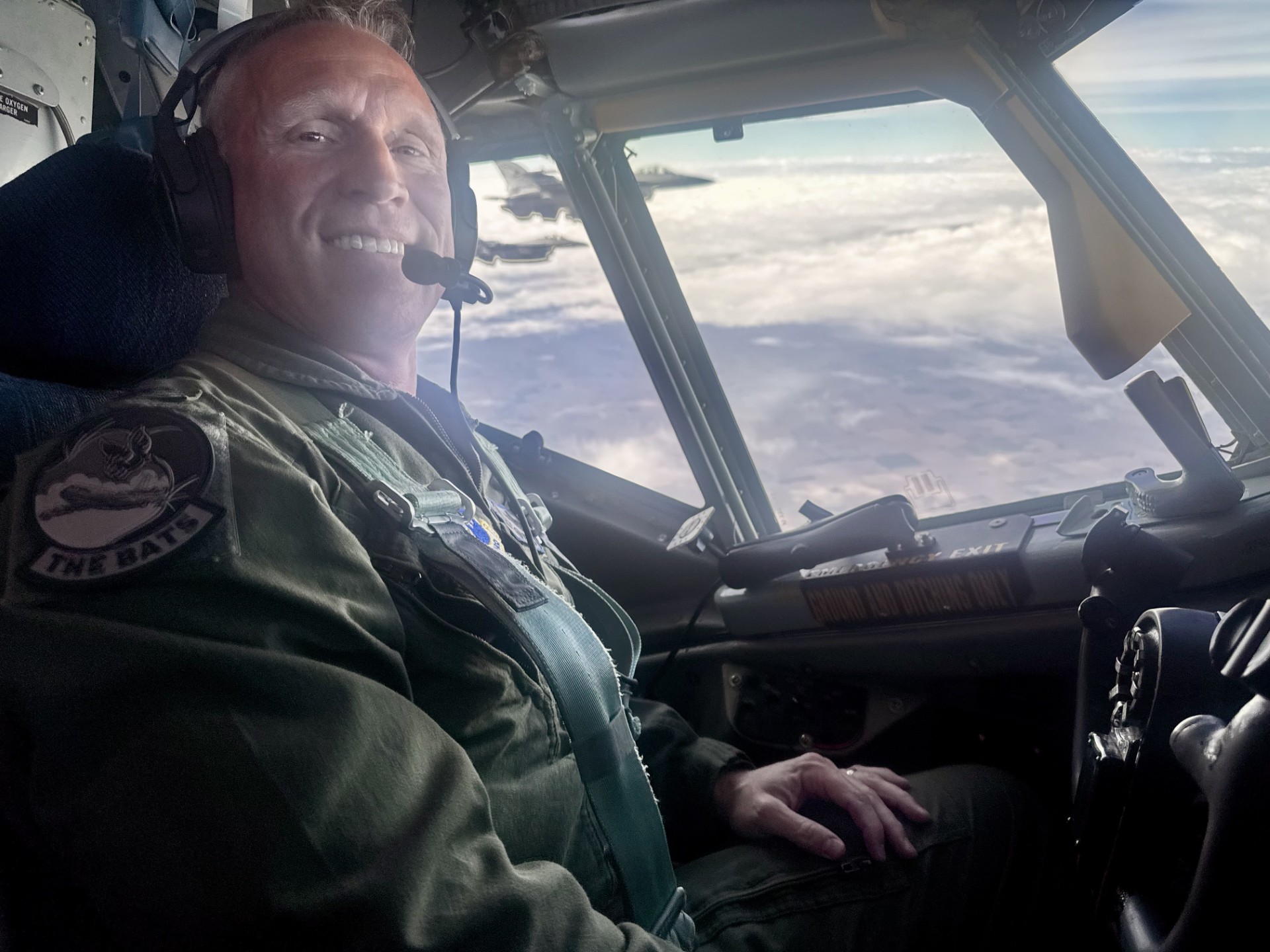 Miller flies his fini-flight > 185th Air Refueling Wing > Article Display