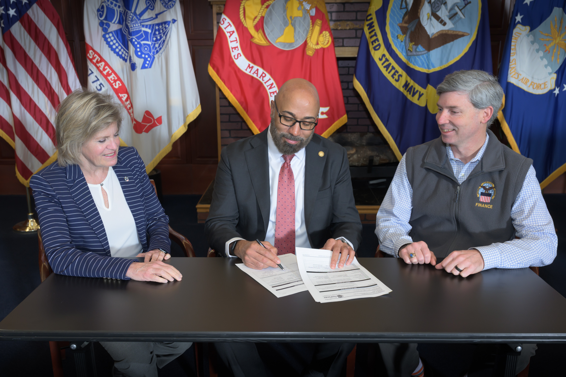 DLA and VHA sign 10-year, $3.6B partnership agreement > Defense ...
