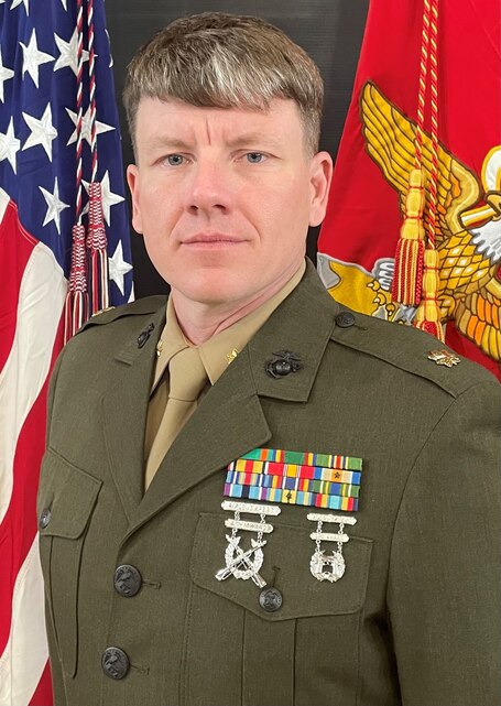 Company Commander > U.S. Marine Corps Forces Reserve > Biography