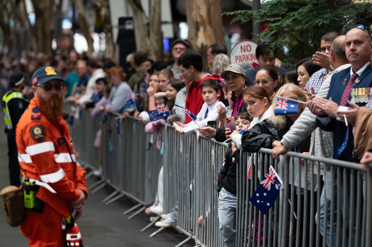 The 15th Wing marches during Brisbane's Australian and New Zealander ...