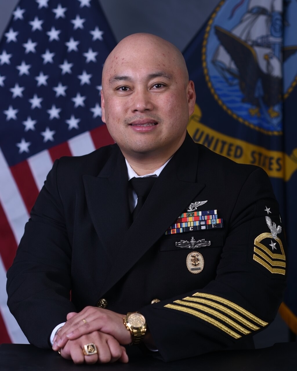 CMC > Commander, Navy Region Mid-Atlantic > Bio Detail