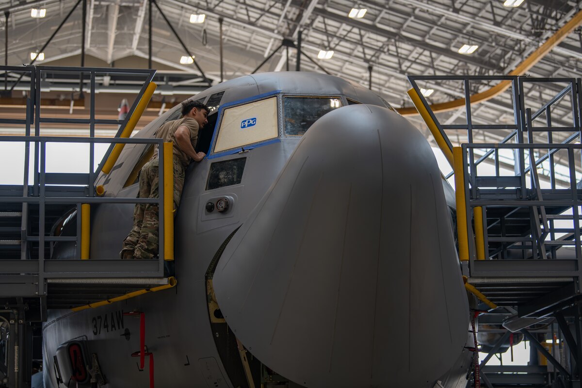 374 MXS checks off mission readiness with ISO inspections > Yokota Air ...