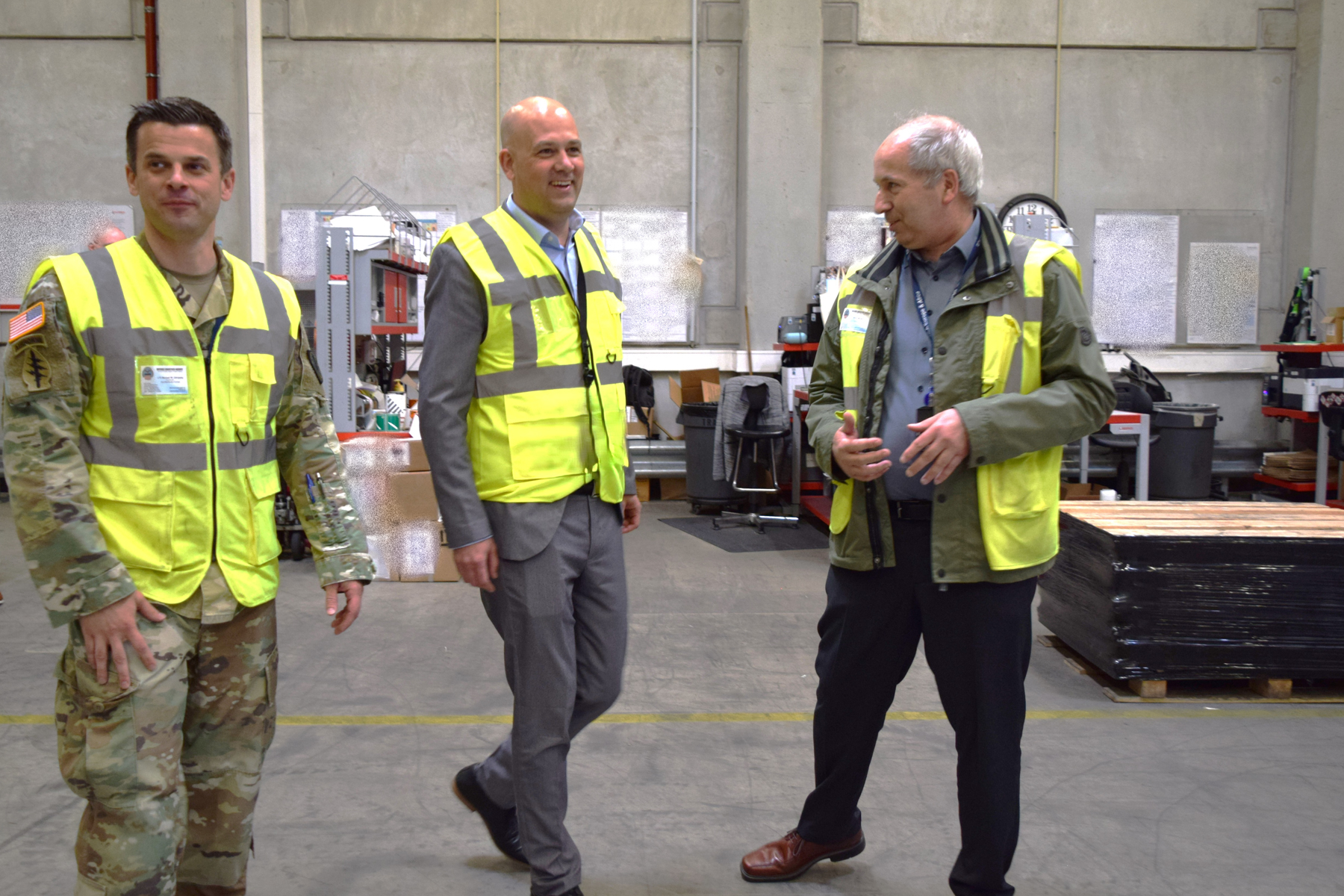 DLA Distribution Europe hosts local officials, highlights HAZMAT compliance, global support ...