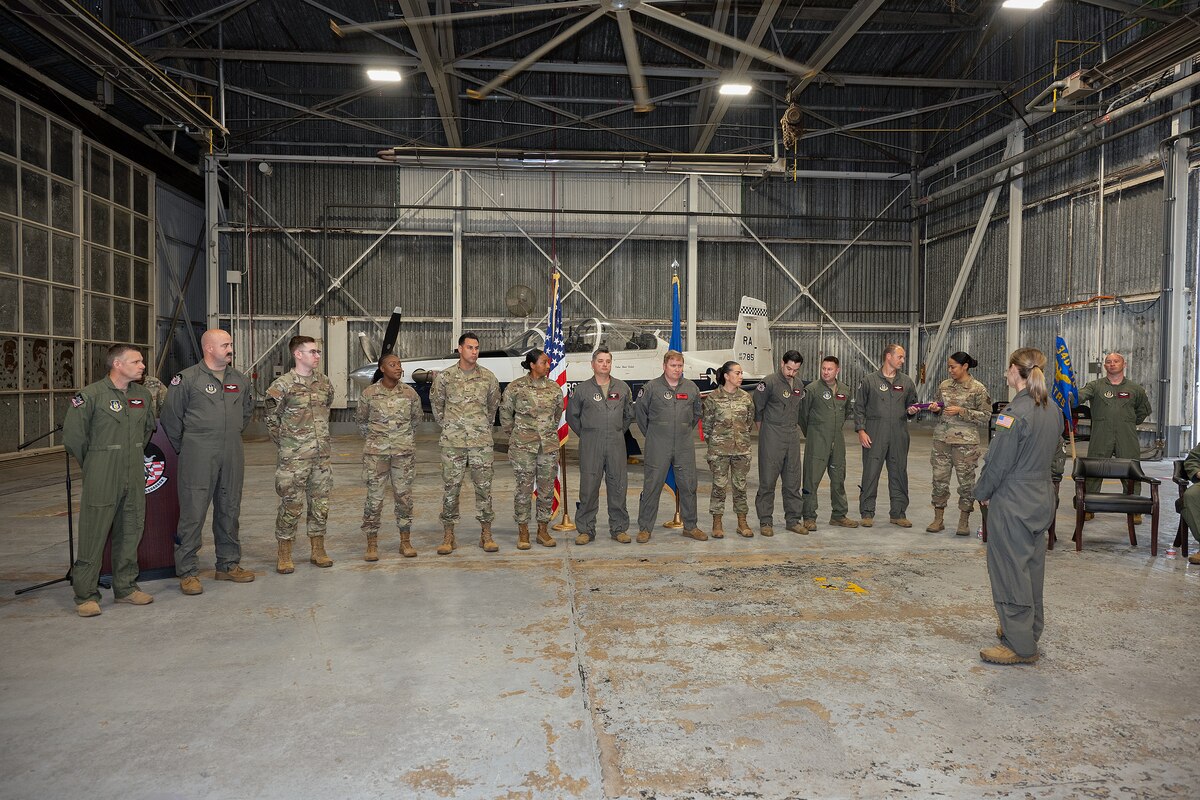 Wagner assumes command of 487th TRS ‘Knights’ > 340th Flying Training ...