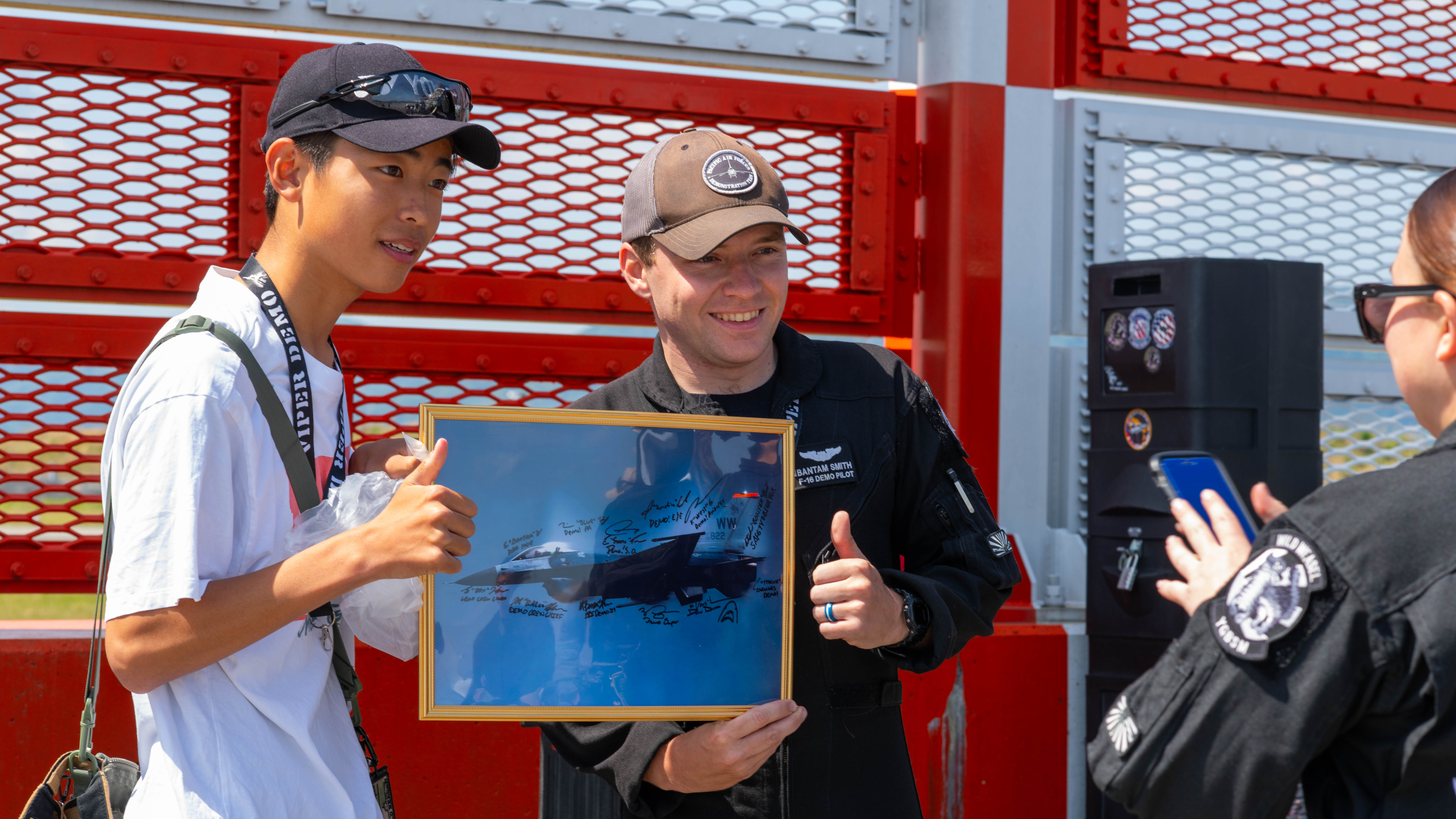 PACAF F-16 Demonstration Team participates at Iwakuni Friendship Day 25