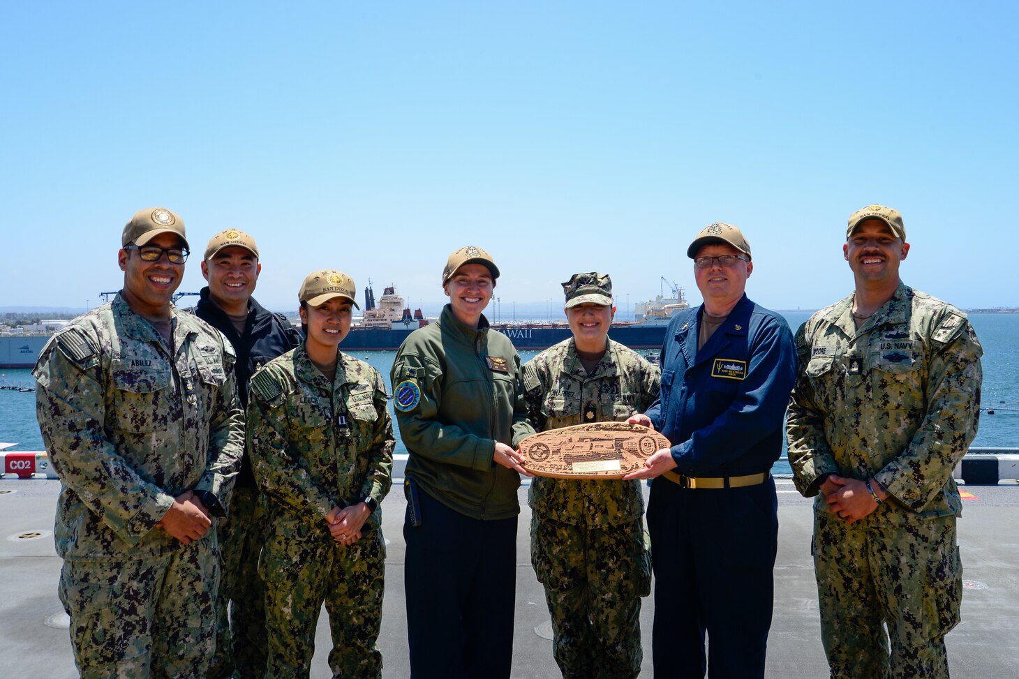 Navy Medicine CRTS Teams Prepare Aboard USS Tripoli > United States ...