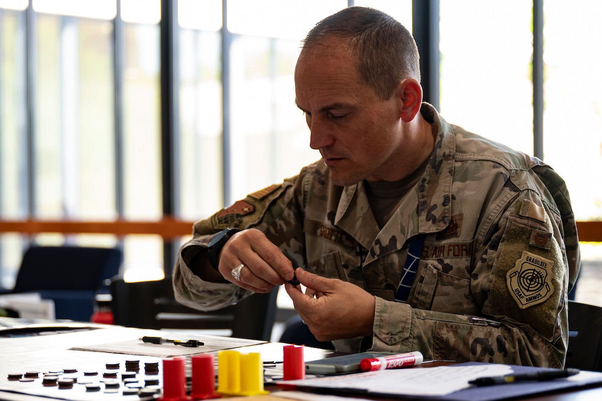 Advanced Study of Air Mobility teaches students logistics under fire ...