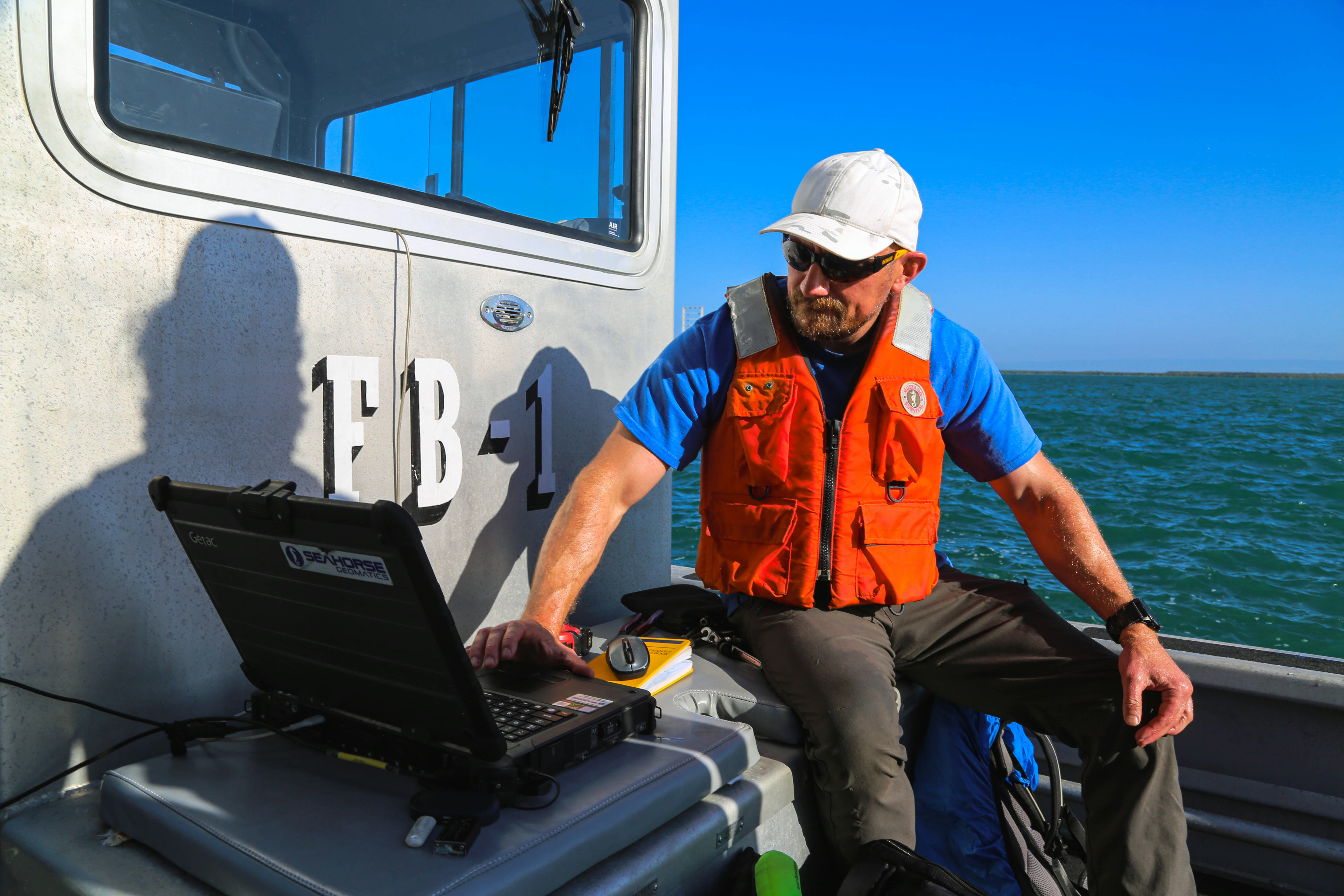 U.S. Army Corps of Engineers MURDEN Dredges Naval Station Guanta