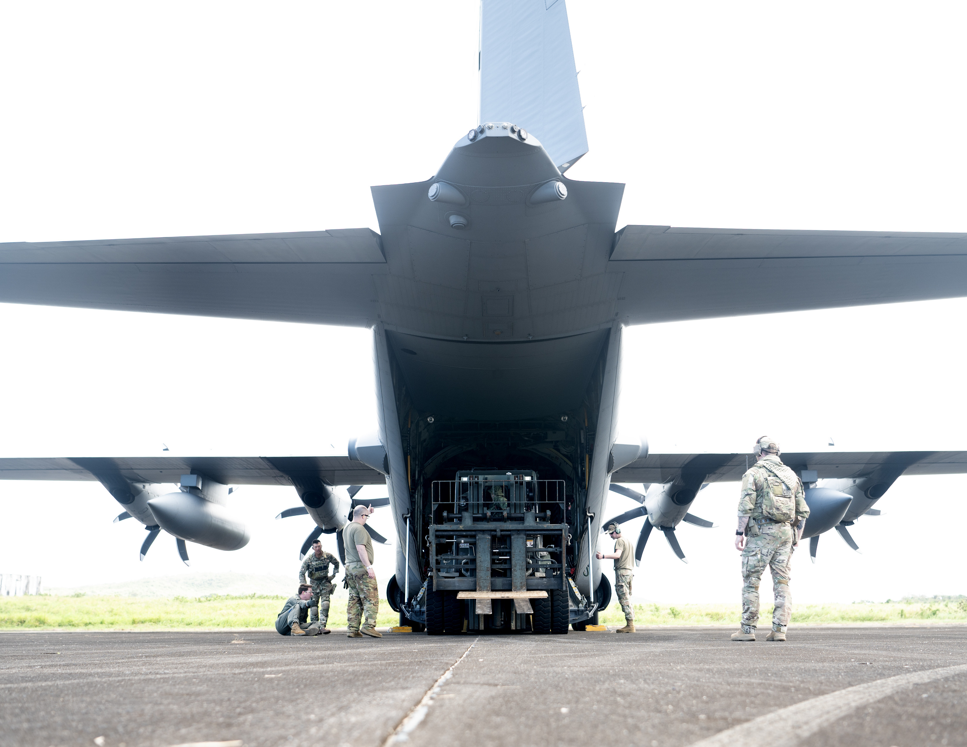 133rd Airmen Certify in Contingency Response Operations > 133rd Airlift ...