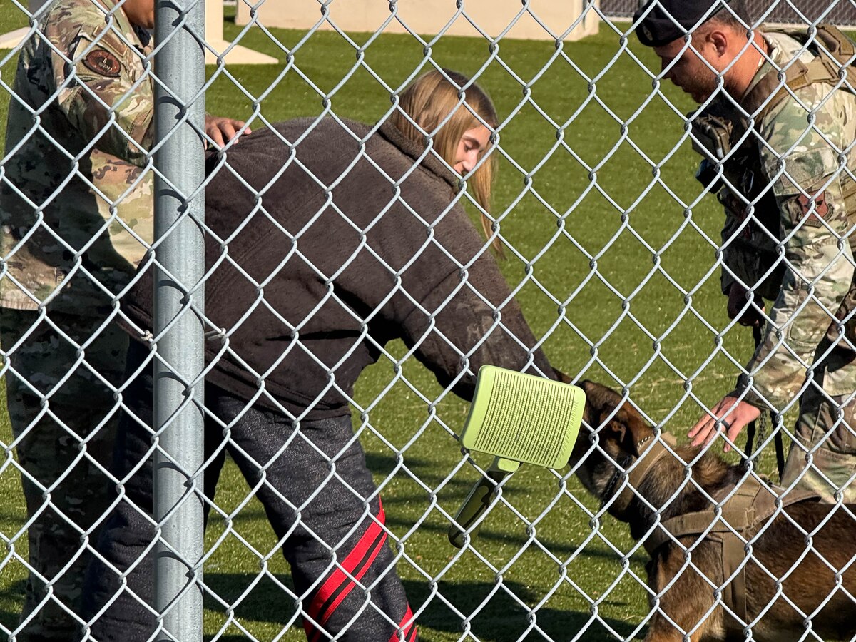 Laughlin hosts Military Spouse Appreciation Day events > Eighteenth Air ...